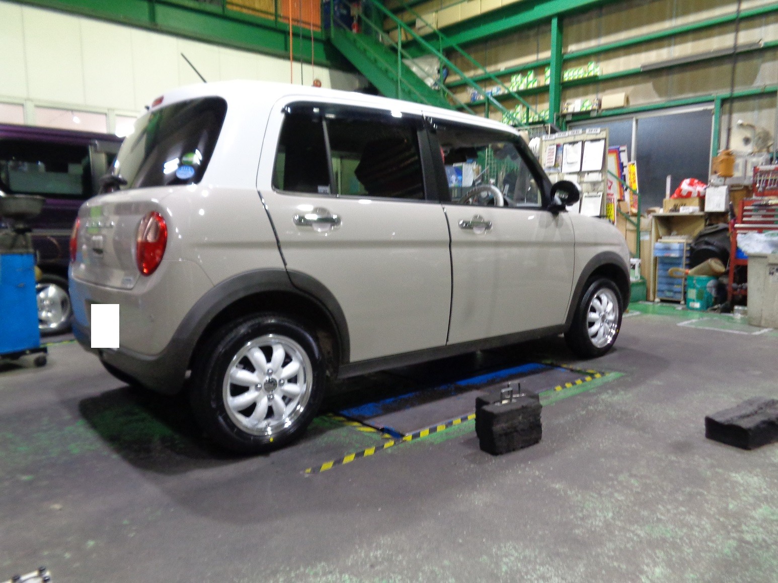 HE33型ラパン ホワイトカラー ララパームカップで可愛い仕上げ | 店舗おススメ情報 | タイヤ館 加古川中央（兵庫県）