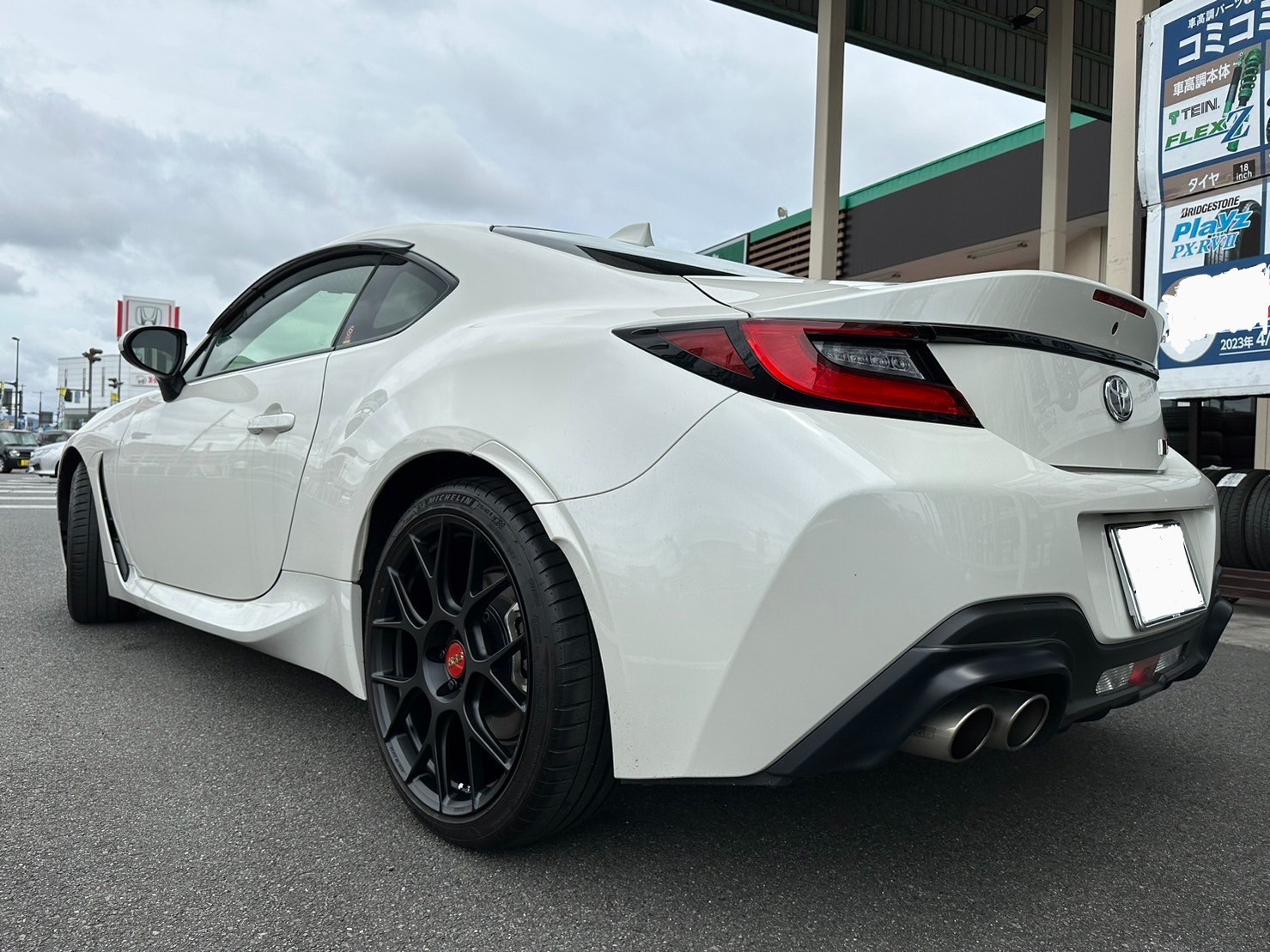 GR86にBBS RE-V7(タイヤ館限定カラー)を装着しました！ | 店舗おススメ情報 | タイヤ館 岡山西長瀬（岡山県）