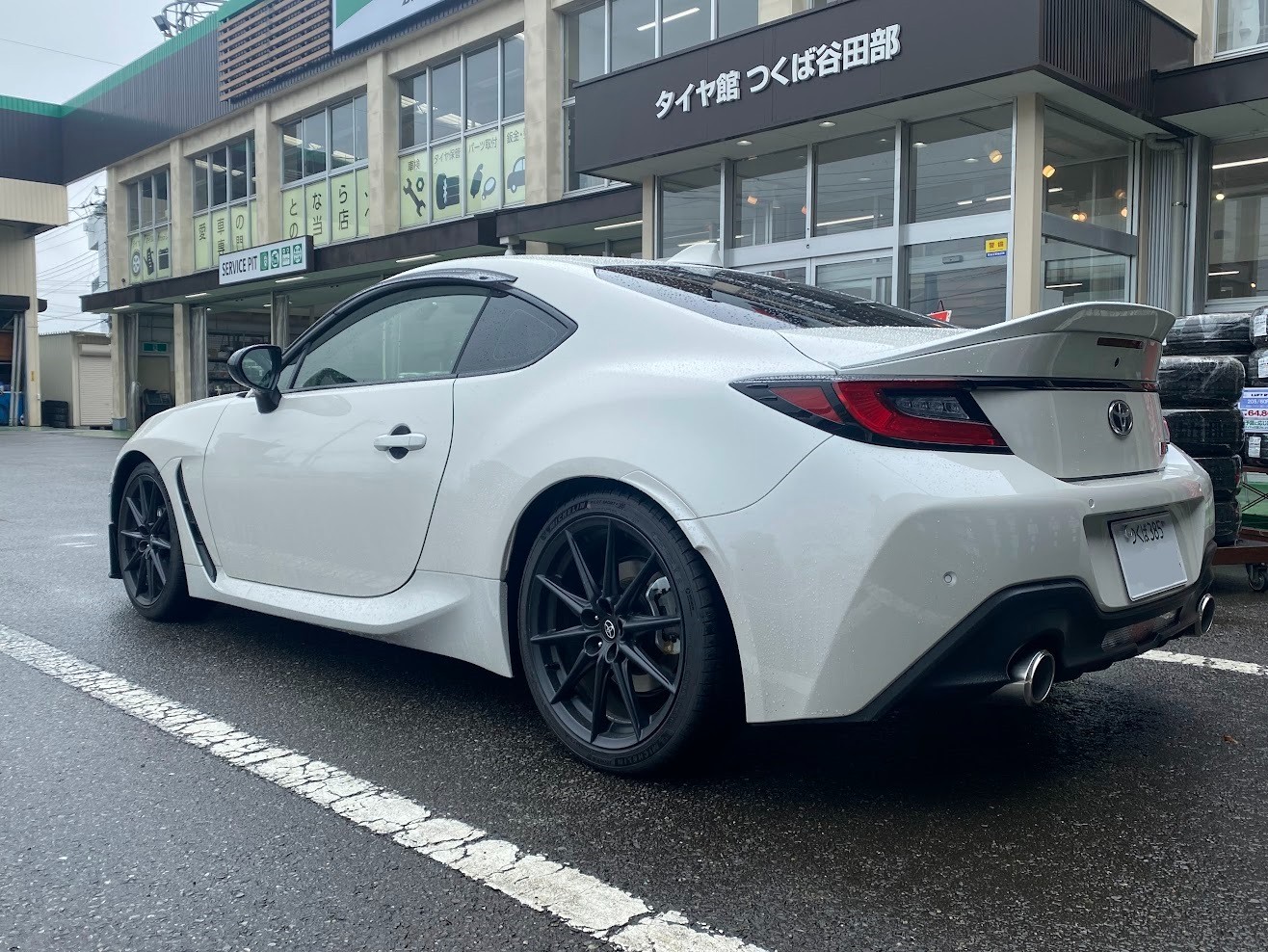 GR86 【車高調 取付】 | トヨタ GR86 パーツ取付 > サスペンション取付 | 谷田部店の作業記録 | タイヤ館 つくば谷田部 ...