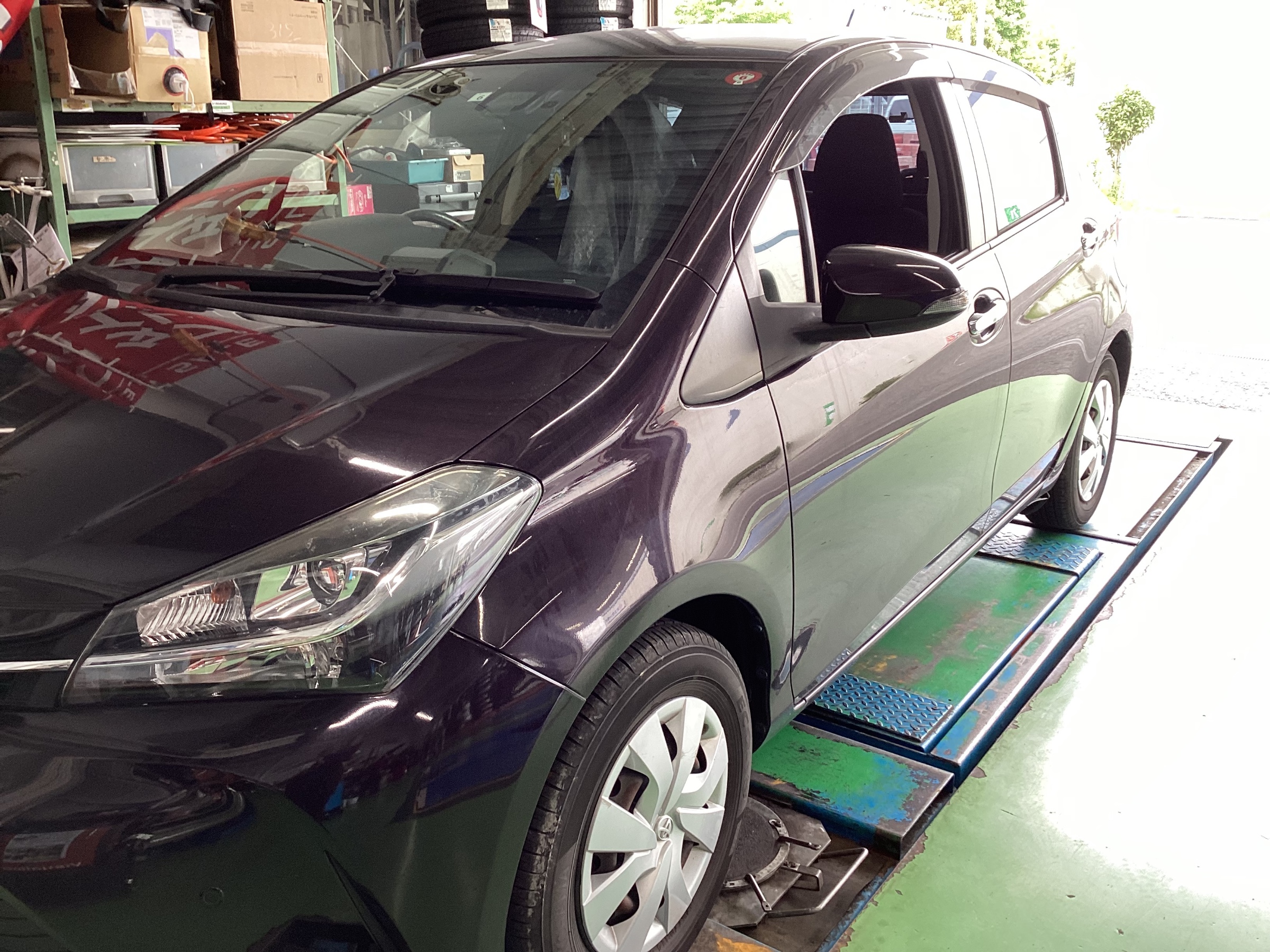 ヴィッツ(NSP130) エバポレーター洗浄&エアコンフィルター交換 | 店舗おススメ情報 | タイヤ館 平塚（神奈川県）