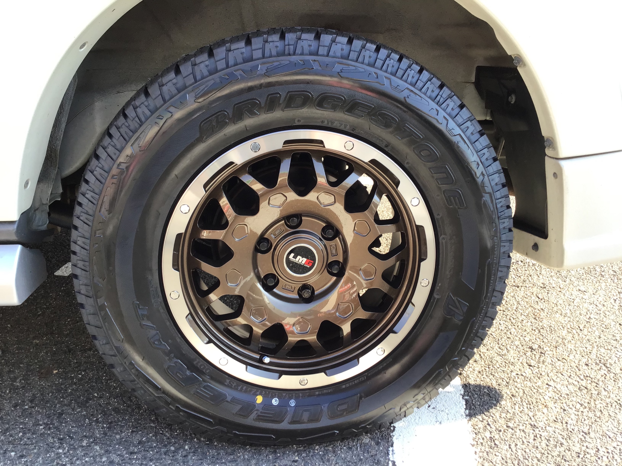 パジェロV93W ホイール&タイヤ取付です！ | 店舗おススメ情報 | タイヤ館 和泉（大阪府）