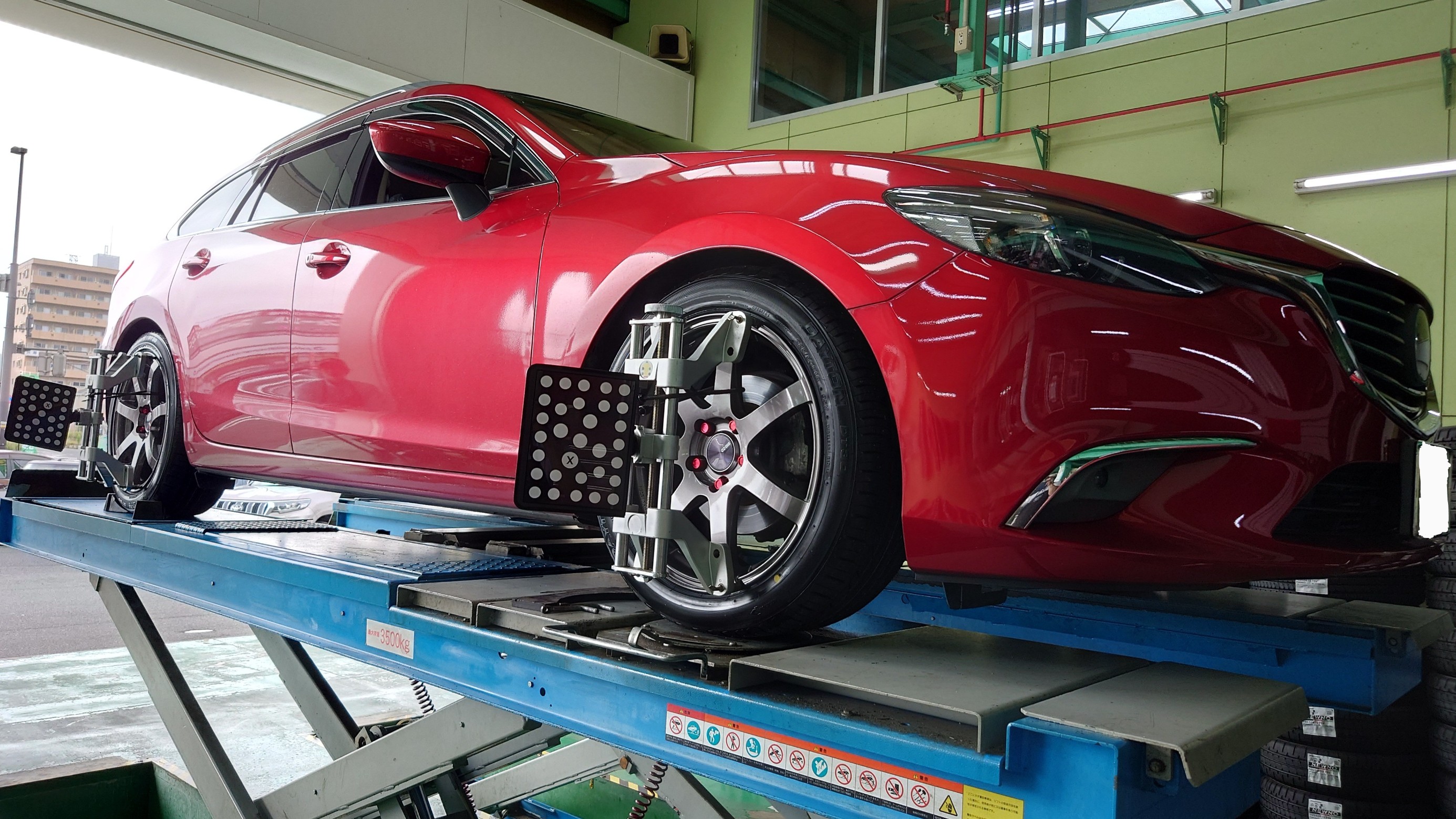 マツダ・アテンザにアルミホイール【エンケイPF07】を装着しました！ | 店舗おススメ情報 | タイヤ館 岡山西長瀬（岡山県）