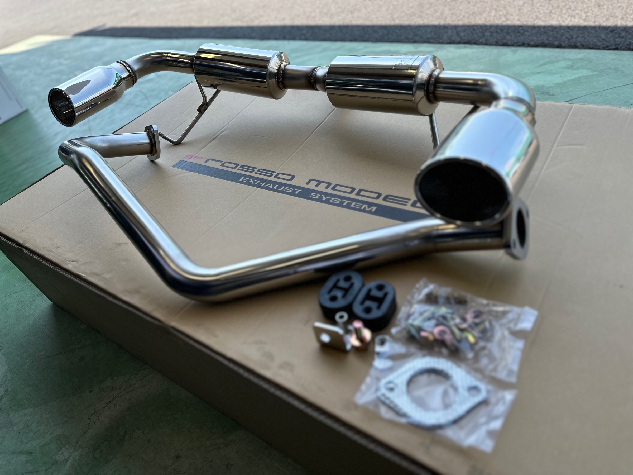 【DAIHATSU・TANTO CUSTOM RS・LA650S】マフラー（ROSSO MODELLO DUALIST EX）取付け | 店舗おススメ情報 | タイヤ館 土浦北インター