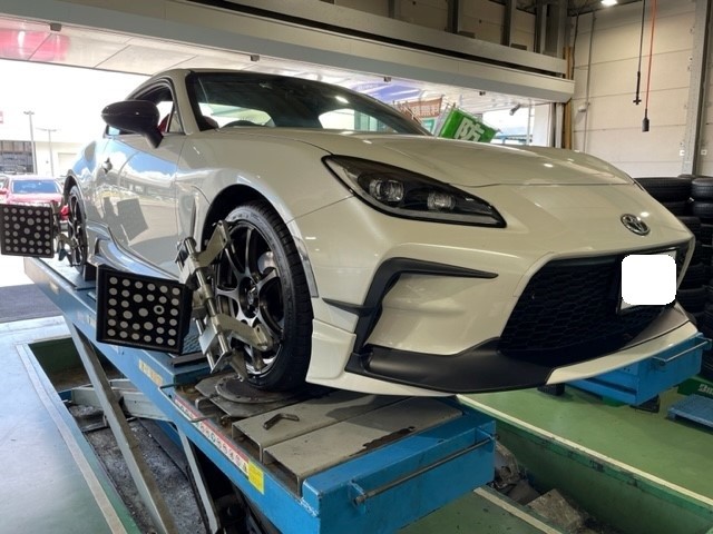 ウェッズスポーツSA-75RをトヨタGR86に装着！ | 店舗おススメ情報 | タイヤ館 川内（鹿児島県）