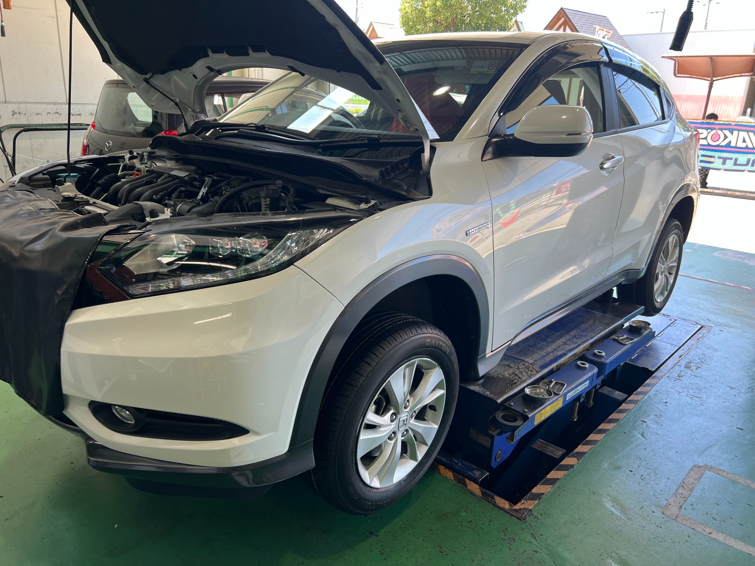 安いタイヤからも選べます！！HONDA ヴェゼル DAYTON DT30 タイヤ交換 | 店舗おススメ情報 | タイヤ館 西神戸（兵庫県）