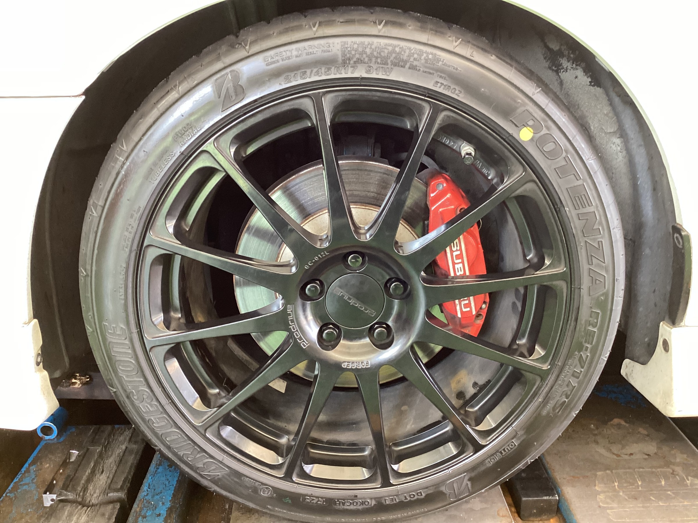 スバル レガシィB4【ポテンザRE71-RS】4本交換 | 店舗おススメ情報 | タイヤ館 北山