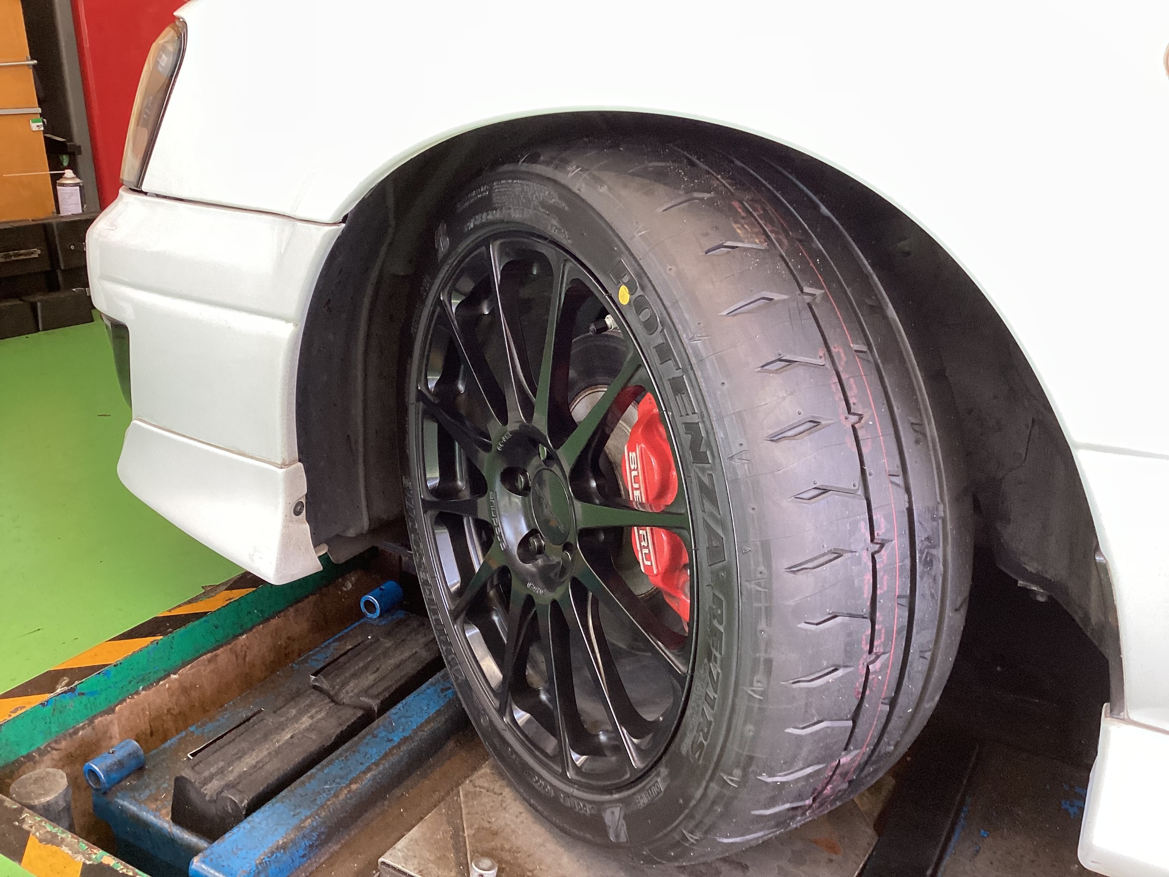 スバル レガシィB4【ポテンザRE71-RS】4本交換 | 店舗おススメ情報 | タイヤ館 北山