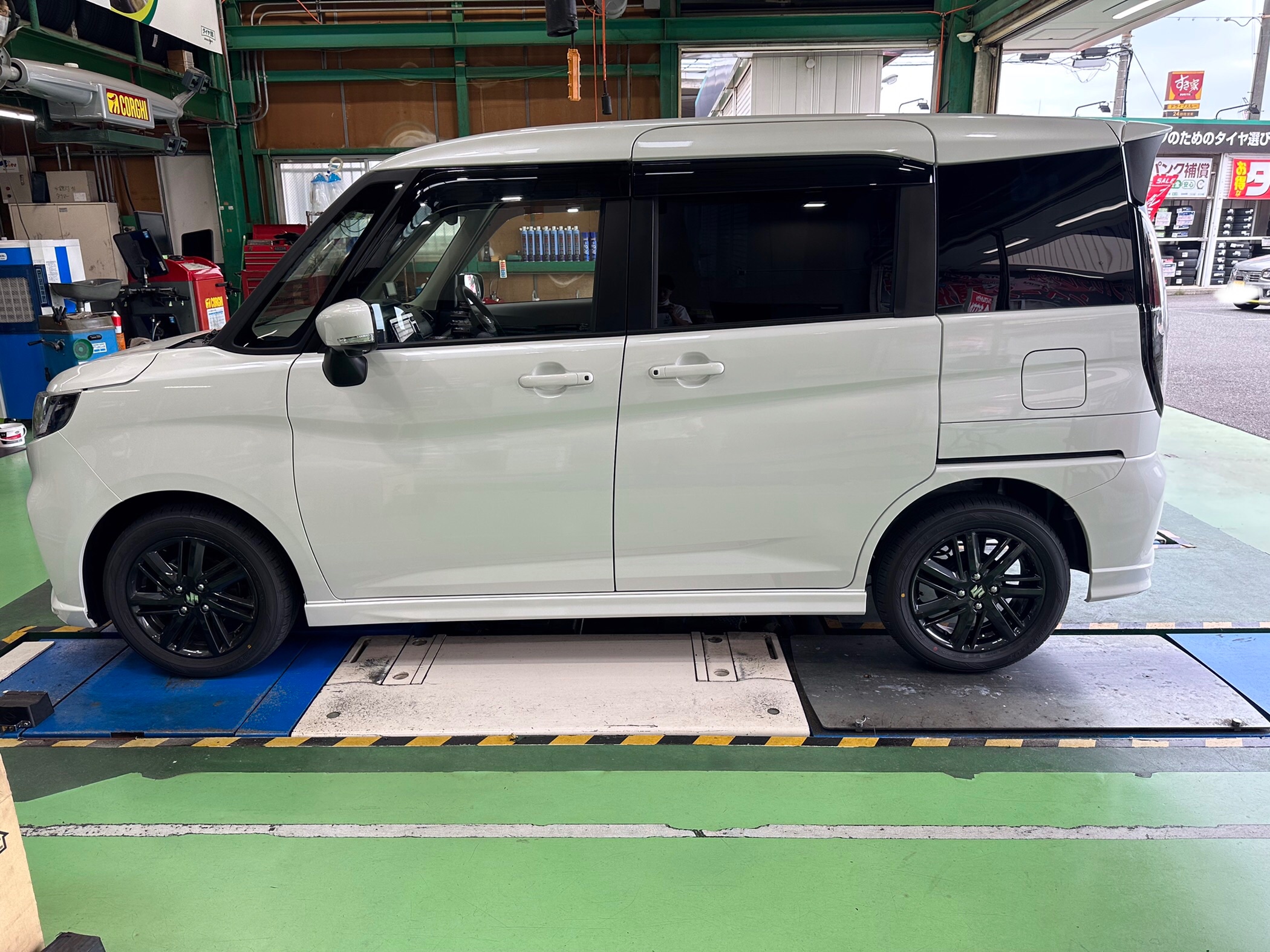 スズキ MA47S ソリオにRS-R BESTi C＆K Weds MAVERICK 709M 17インチ取り付け～♪ | 店舗おススメ情報 | タイヤ館 堺北（大阪府）