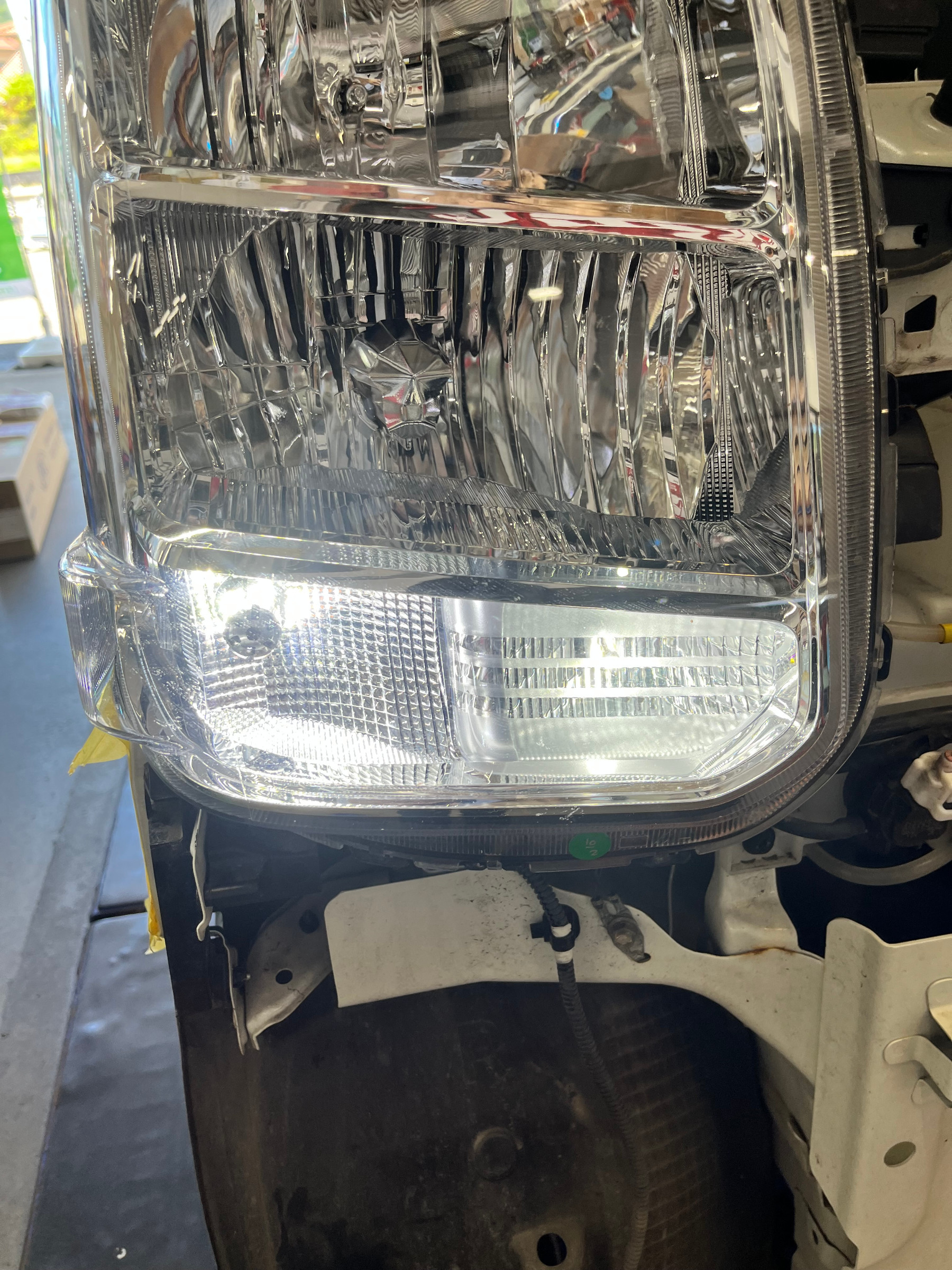 エブリイ（DA17w）ヘッドライトLED化！ | 店舗おススメ情報 | タイヤ館 雲南（島根県） | タイヤからはじまる、トータルカーメンテナンス タイヤ館グループ