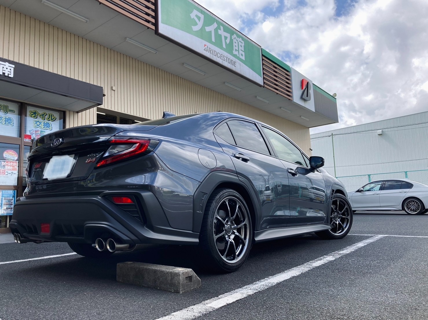 RAYS ”VOLK RACING ”NE24” VBH型 新型WRXに装着！！ | 店舗おススメ情報 | タイヤ館 松江南（島根県）