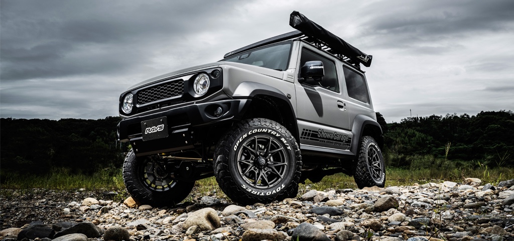 スズキ ジムニー JB64型 RAYSさんのベルサスVV21SX 5HOLE MODELを比べてみましょう♪ | 店舗おススメ情報 | タイヤ ...