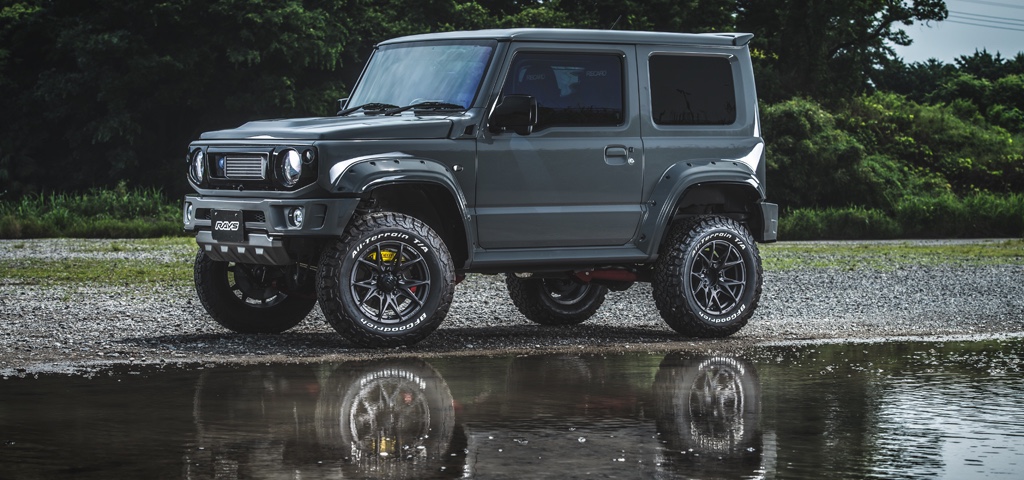 スズキ ジムニー JB64型 RAYSさんのベルサスVV21SX 5HOLE MODELを比べてみましょう♪ | 店舗おススメ情報 | タイヤ ...