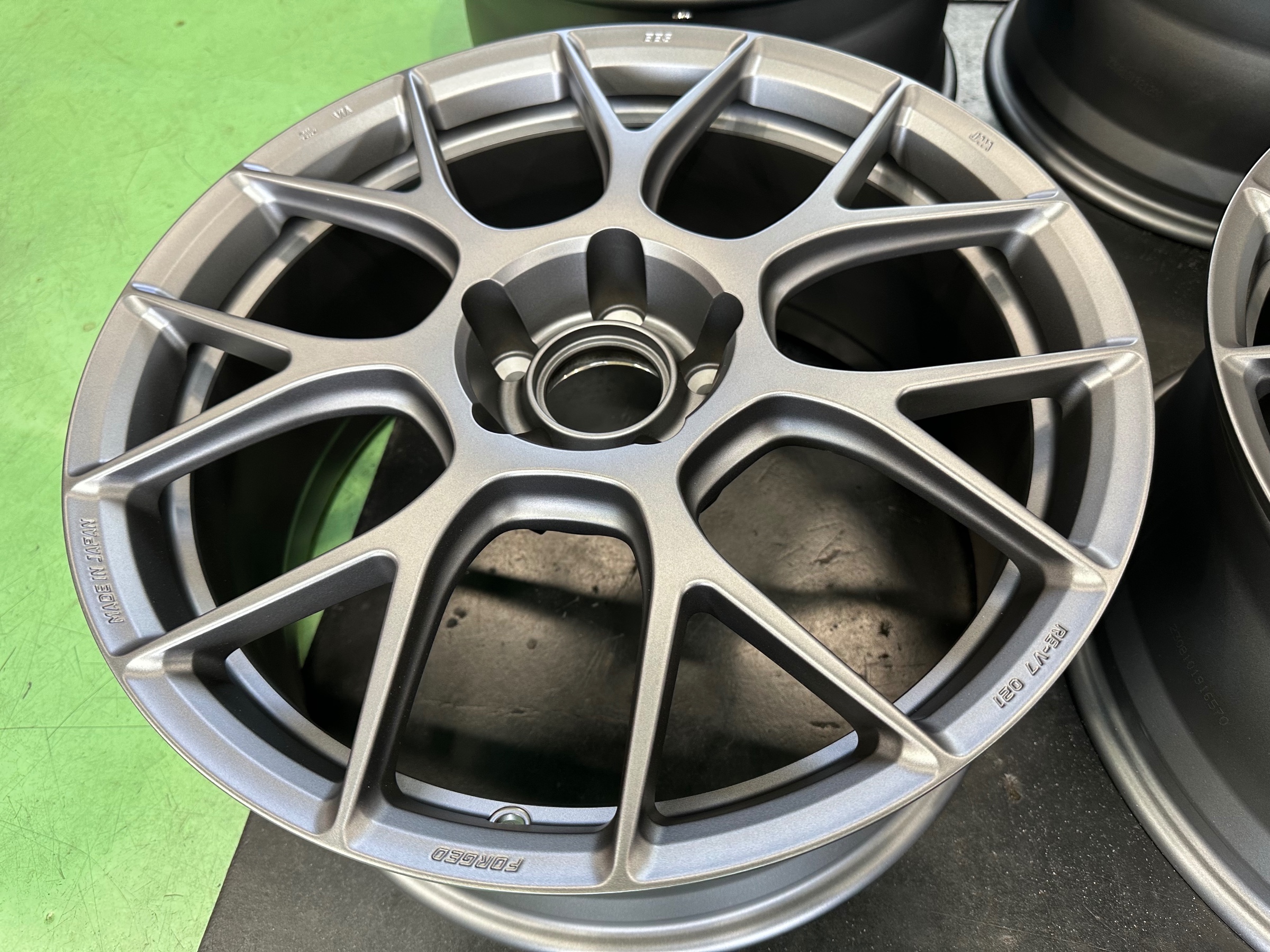 BBS RE-V7 MGRカラー 18インチ入荷♪ | 店舗おススメ情報 | タイヤ館 堺北（大阪府）