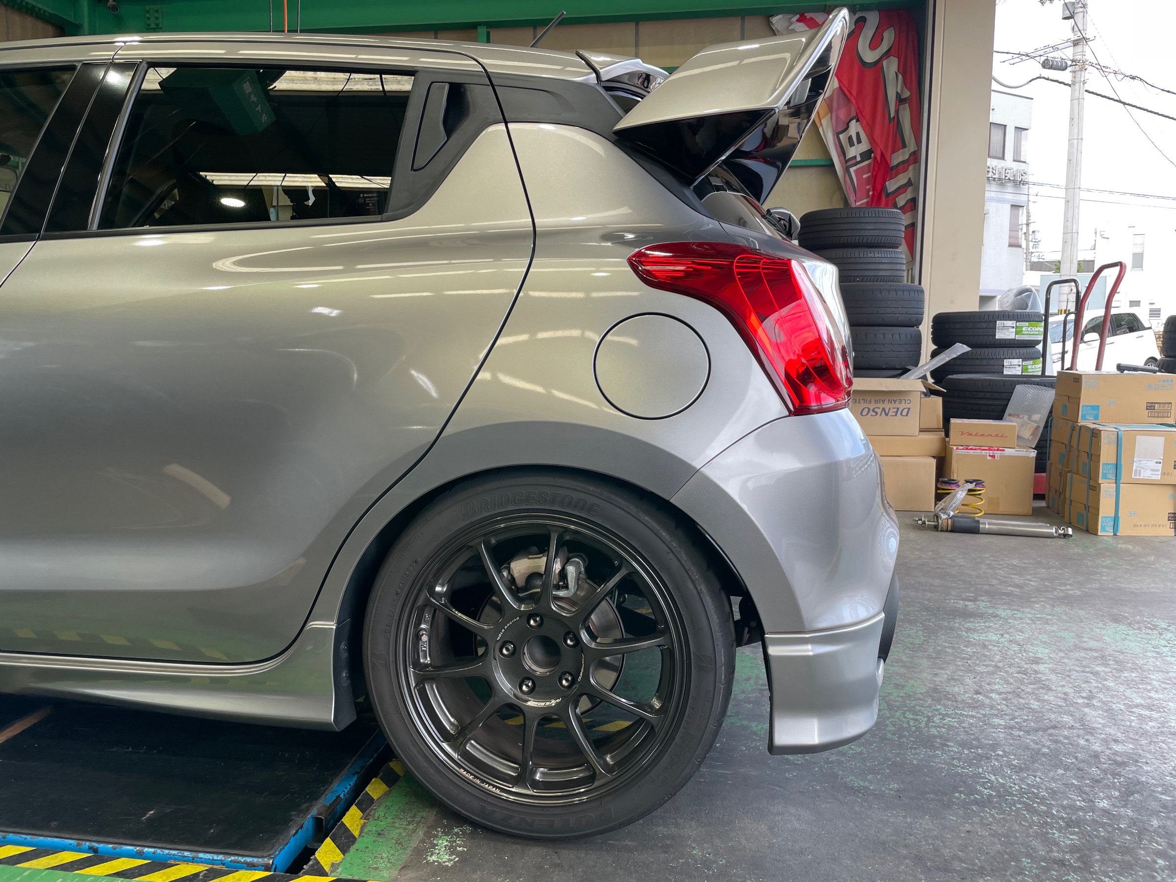 ZC33Sスイフトスポーツ 車高調から車高調へ 思考変更♪ | 店舗おススメ情報 | タイヤ館 加古川中央（兵庫県）