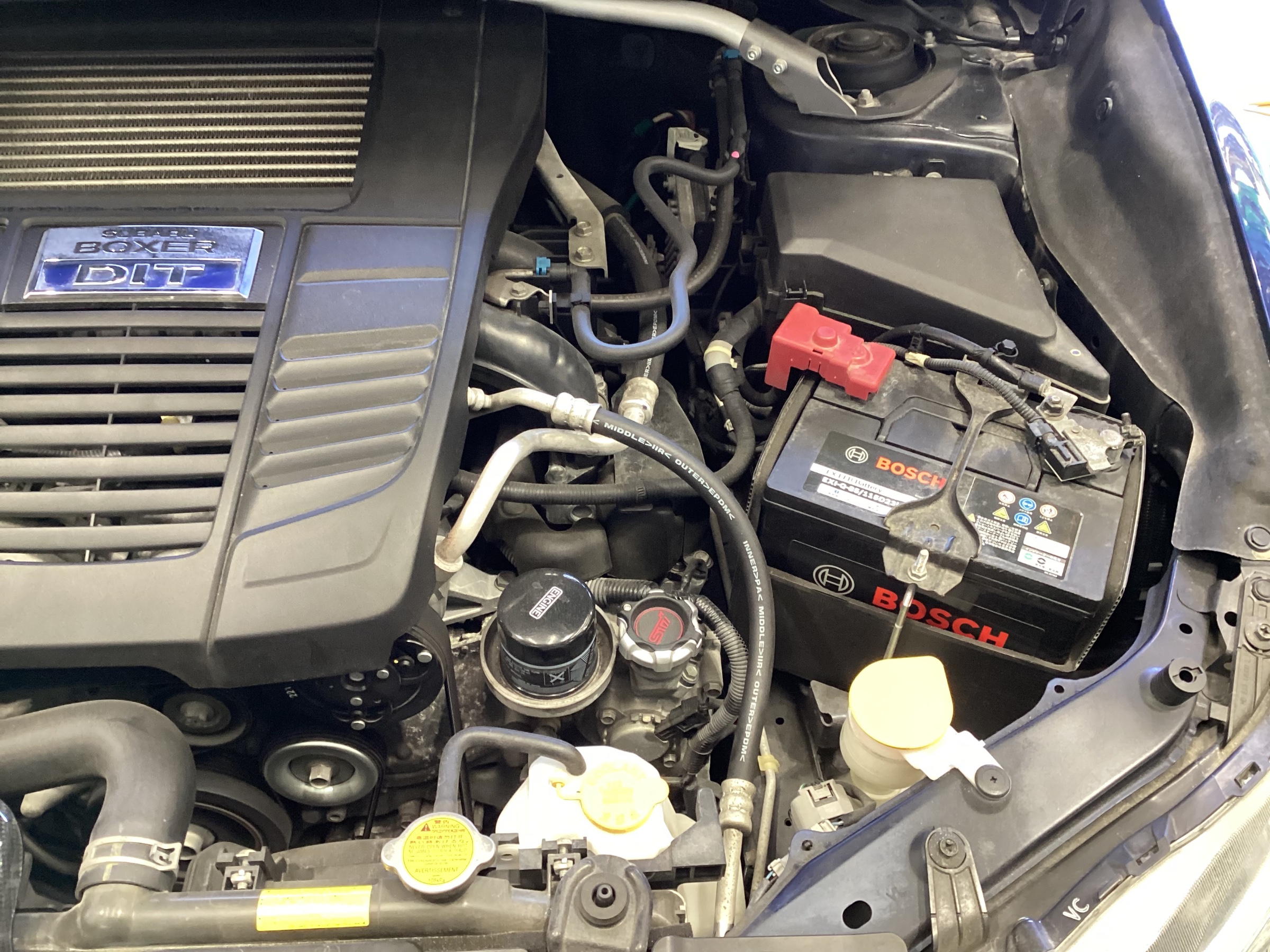 スバル【レヴォーグ】（VM4） バッテリー交換 | 店舗おススメ情報 | タイヤ館 松崎（福岡県）