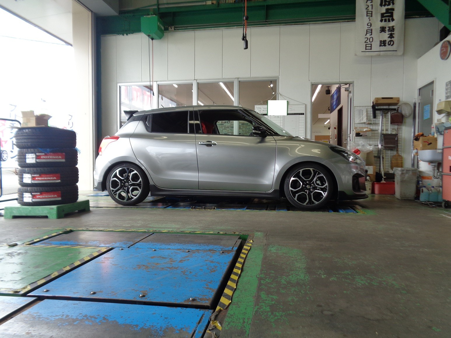 ZC33S スイフトスポーツ エモーションZR10でよりスポーティーに！ | 店舗おススメ情報 | タイヤ館 加古川中央（兵庫県）