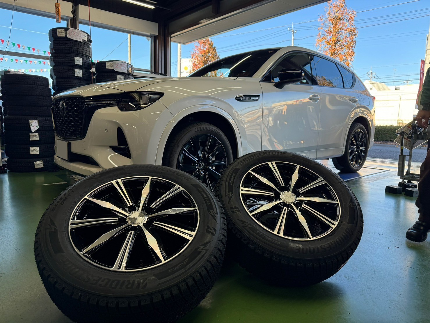 【マツダ・CX−60・KH5P】スタッドレス・ホイール取付 | 店舗おススメ情報 | タイヤ館 うしく上柏田（茨城県）