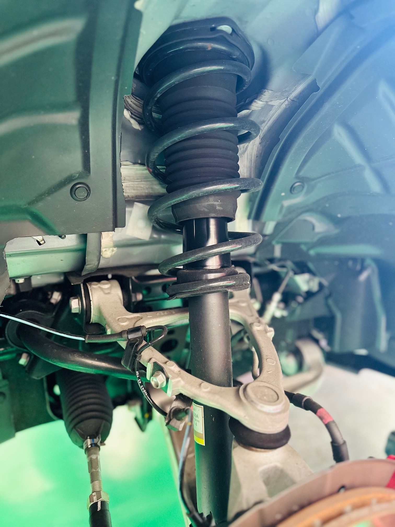 マツダ ロードスター（ND5RC） TEIN FLEX-Z車高調 取付 | 店舗おススメ情報 | タイヤ館 瀬谷（神奈川県）