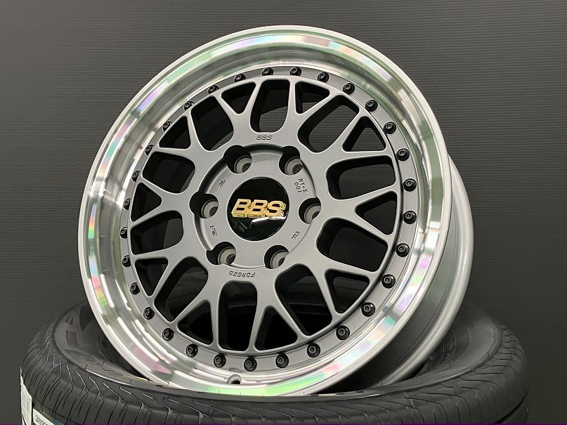 BBS RX-T 】ハイエース用2ピース鍛造ホイール入荷!! 1台分即取り付けできますよ♪ | 店舗おススメ情報 | タイヤ館 東大阪（大阪府）