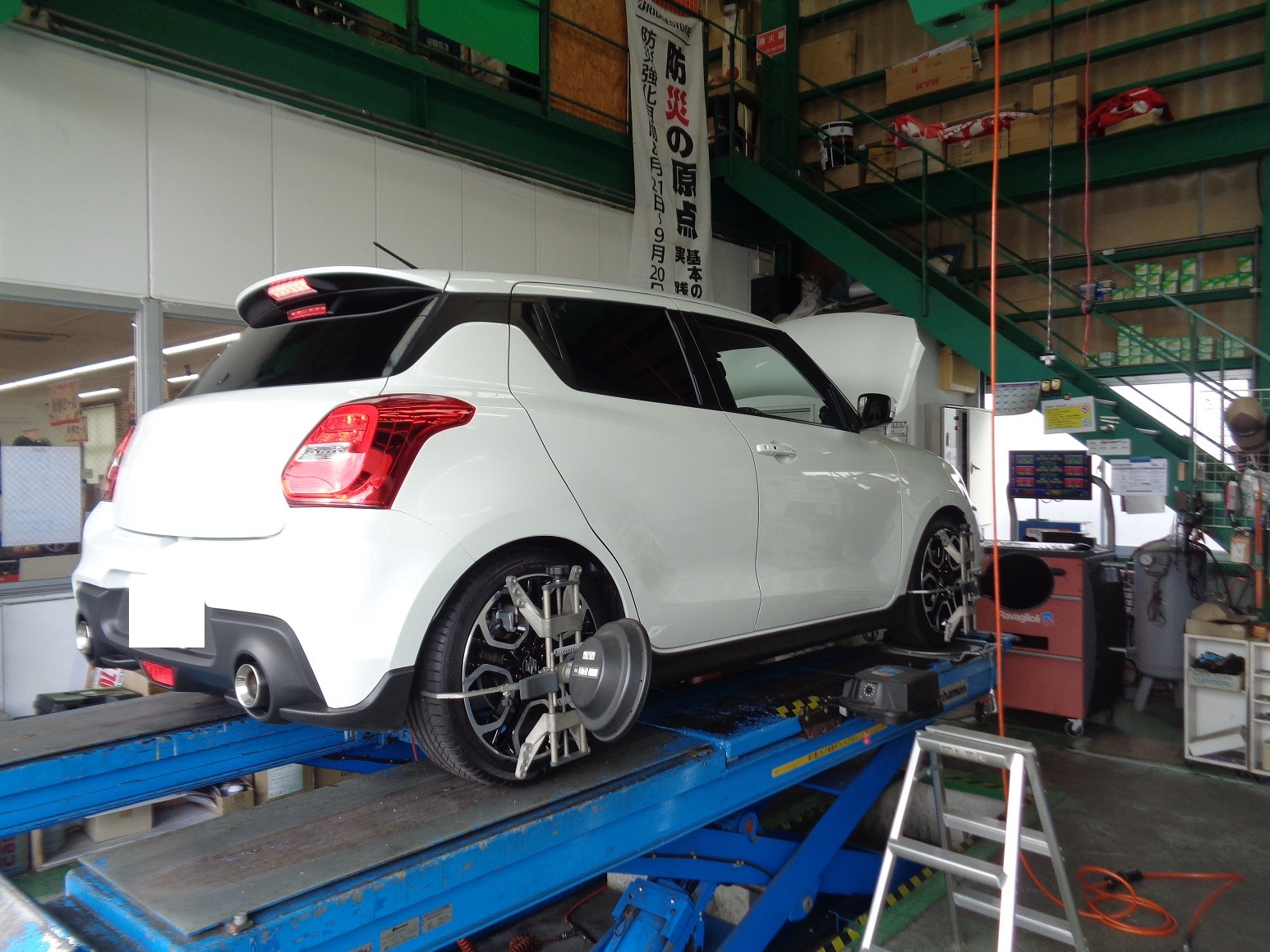 ZC33型スイフトスポーツ 18インチは装着可能なの？ | 店舗おススメ情報 | タイヤ館 加古川中央（兵庫県）