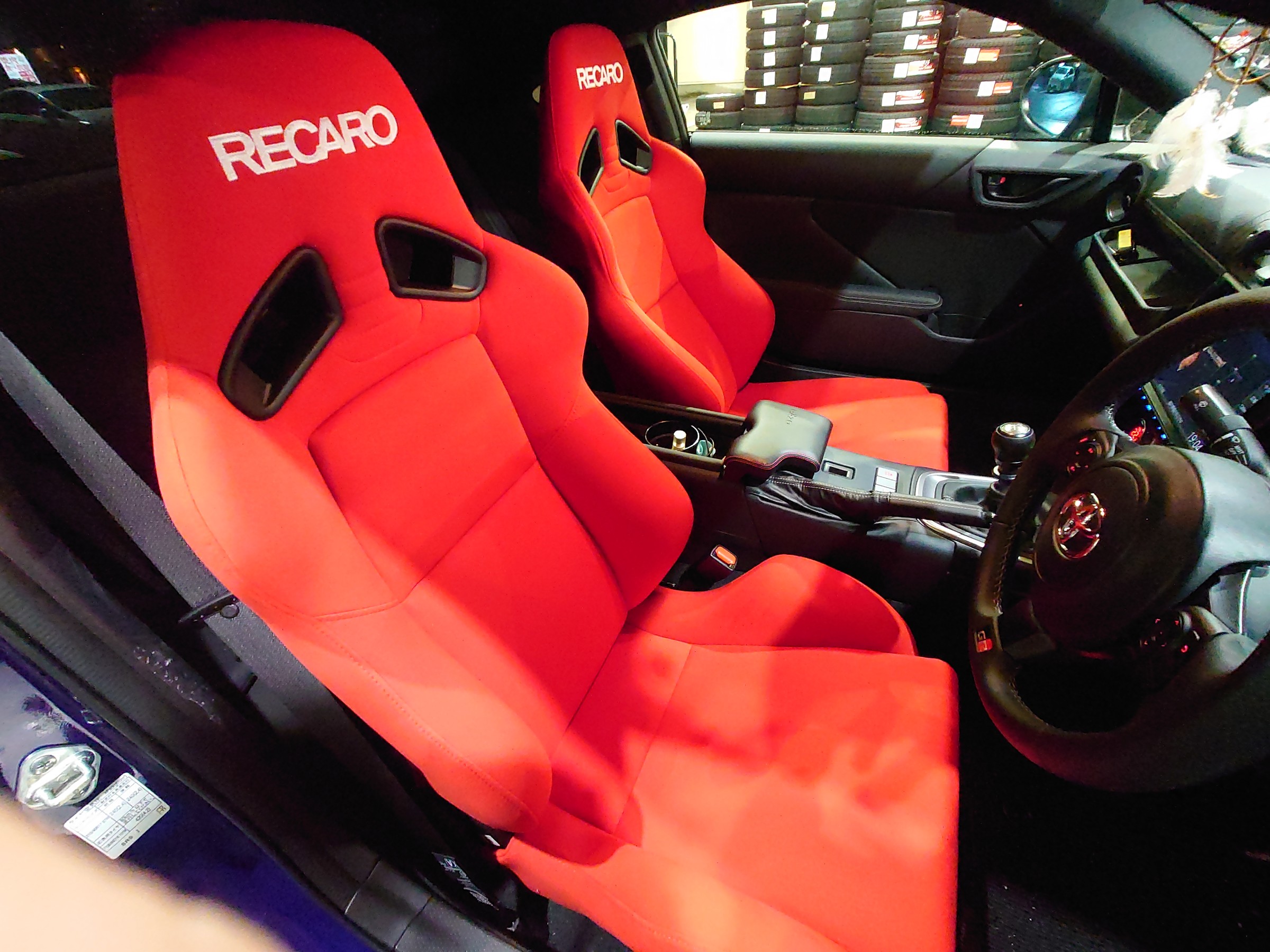 GR86 RECARO（レカロ）取付 | 店舗おススメ情報 | タイヤ館 福井西