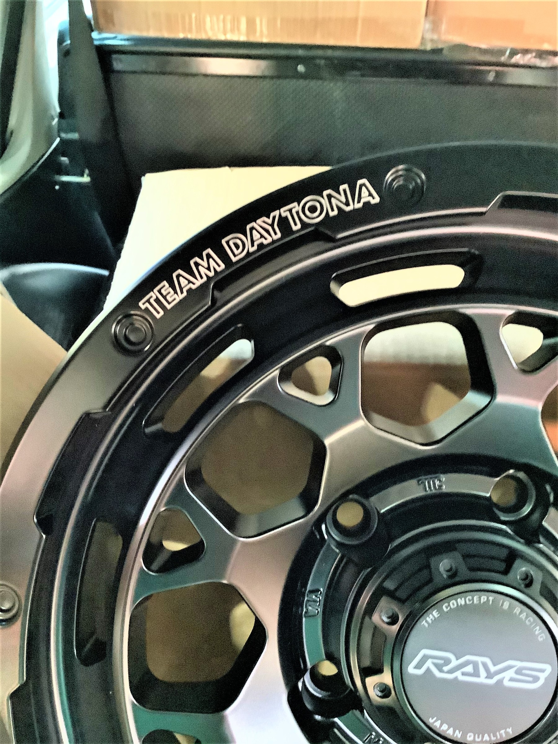 【RAYS新商品！】TEAM DAYTONA M9＋ Spec m！ジムニー専用サイズ追加！ | 店舗おススメ情報 | タイヤ館 都城（宮崎県）