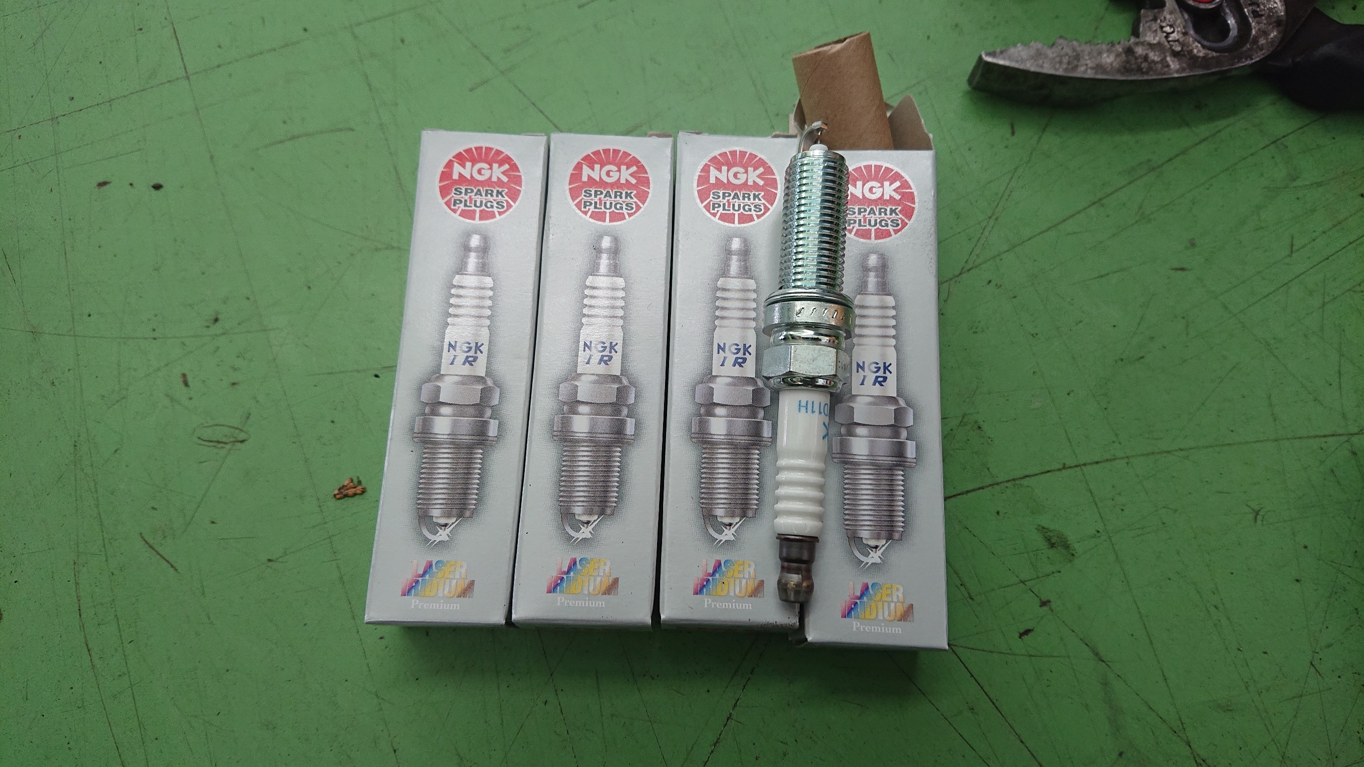 ニッサン・セレナ・HFC26 】スパークプラグ交換 | 店舗おススメ情報 | タイヤ館 土浦北インター（茨城県）