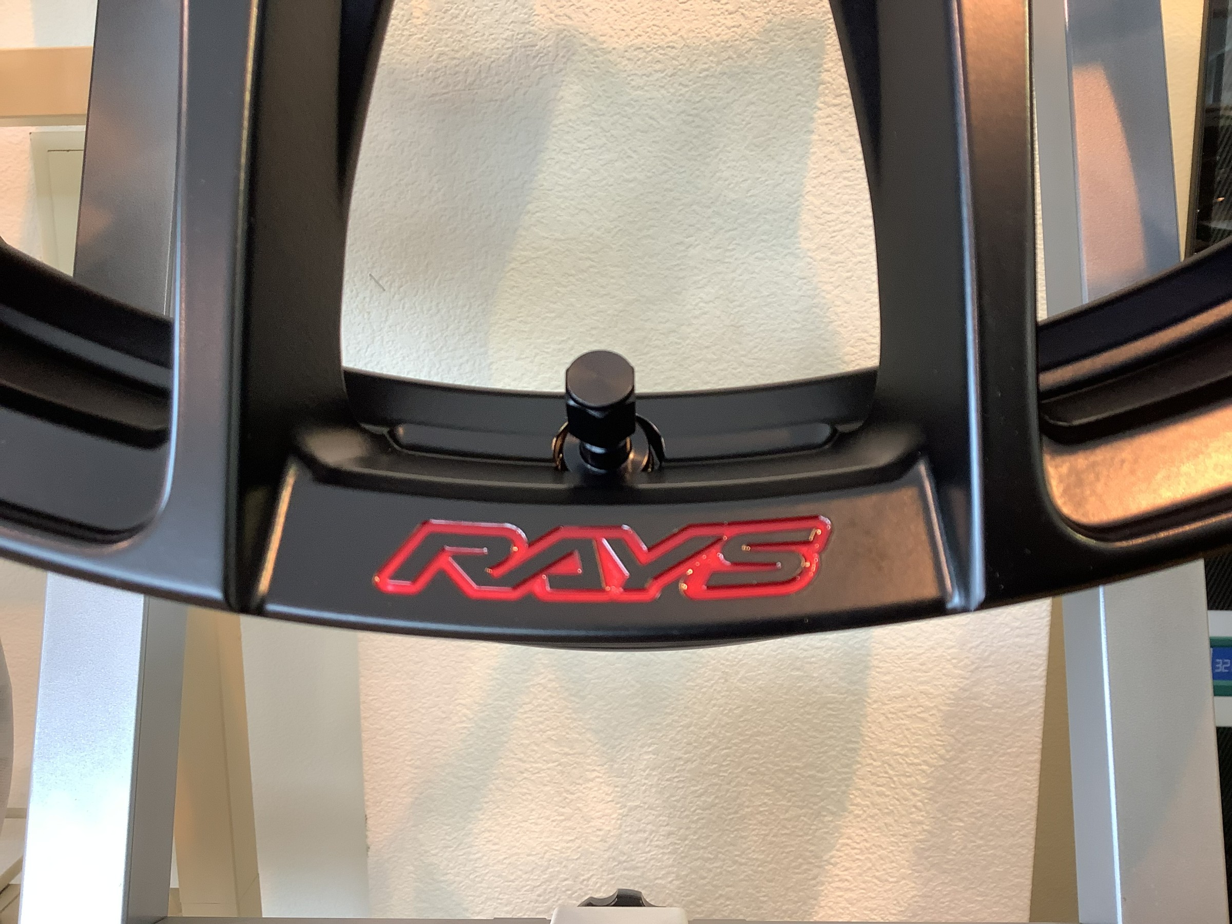 RAYS HOMURA 2x7FT 展示中‼ | 店舗おススメ情報 | タイヤ館 十和田（青森県）