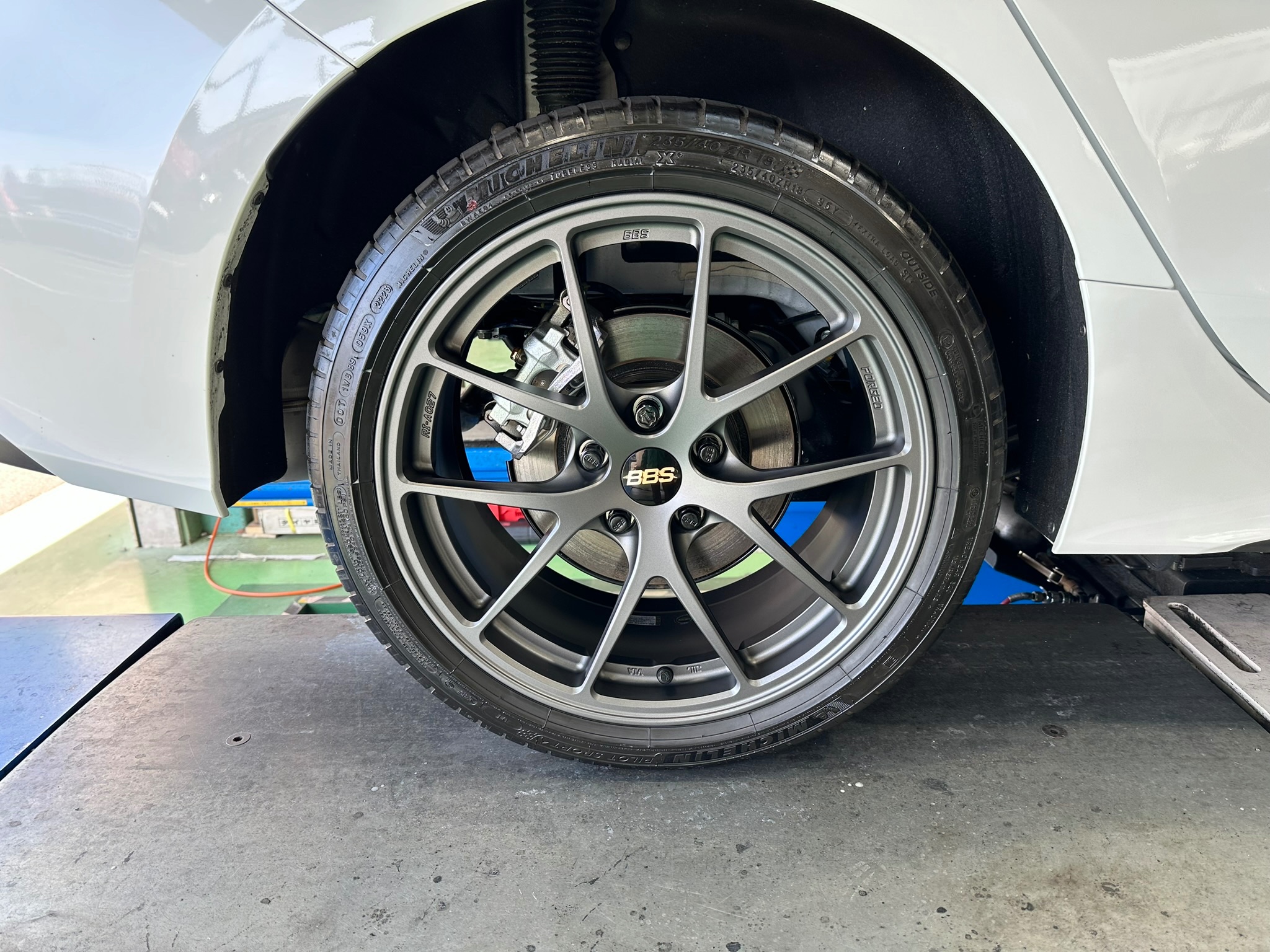 ホンダ シビックFL4にBBS RI-A MGRカラー18インチ取り付け♪ | 店舗おススメ情報 | タイヤ館 堺北（大阪府）