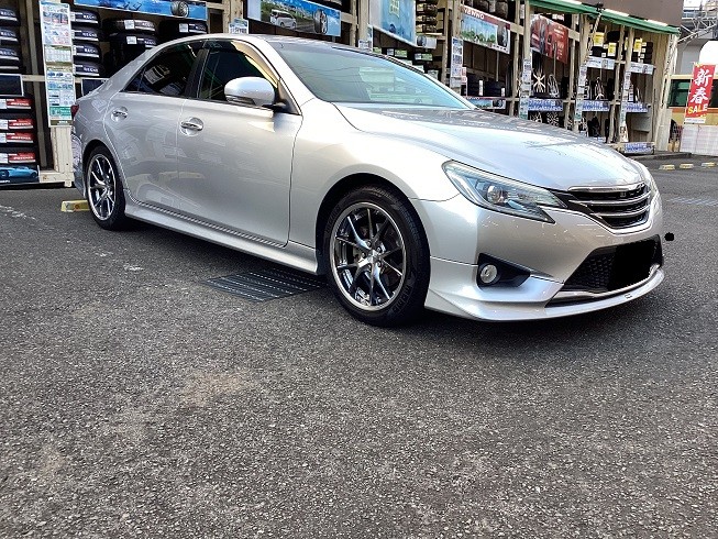 トヨタ マークx 18インチアルミホイール交換 | 店舗おススメ情報 | タイヤ館 大船（神奈川県）