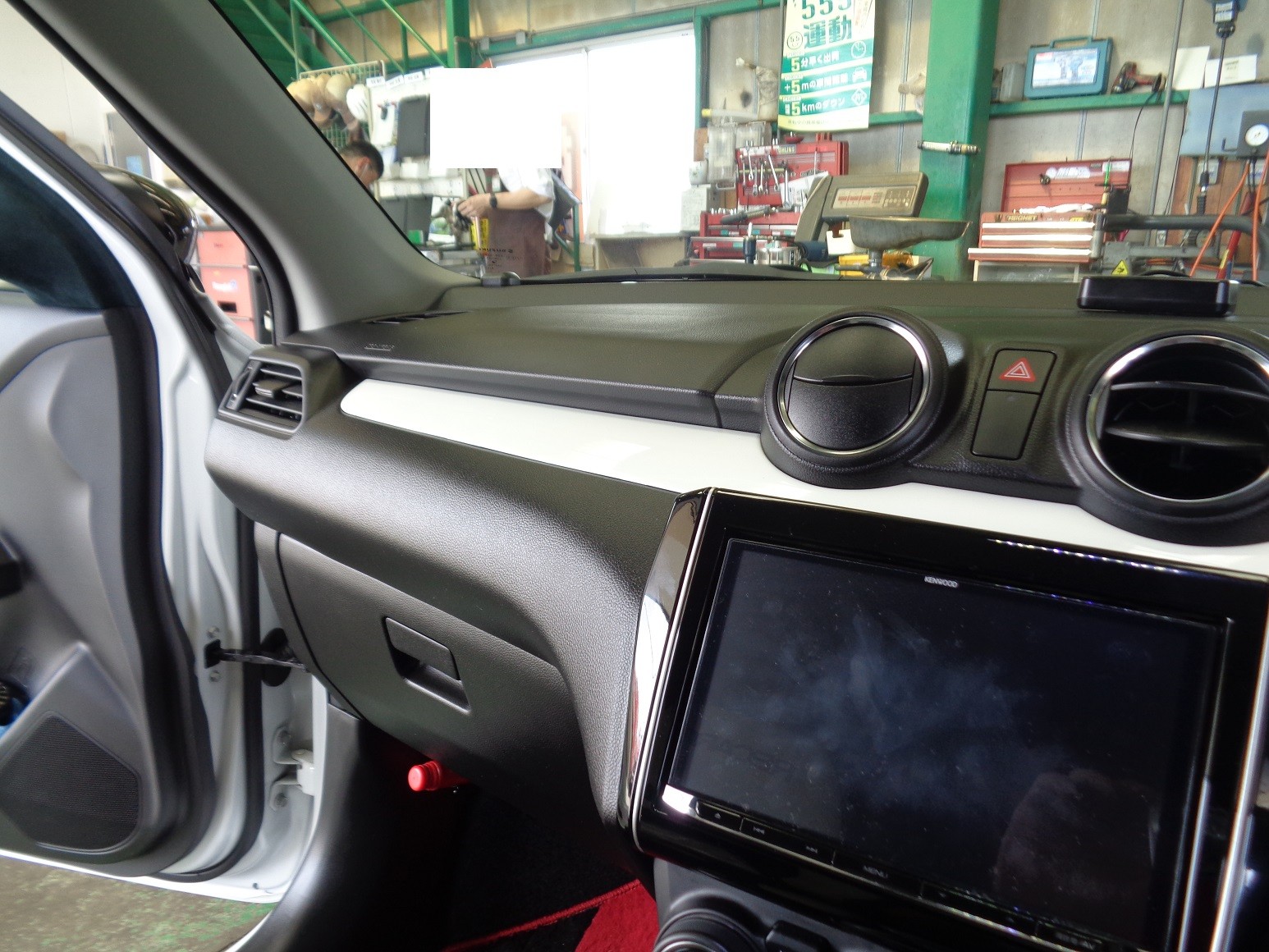 ZC33型スイフトスポーツ SWK製WRウィングで圧倒的な迫力に！ | 店舗おススメ情報 | タイヤ館 加古川中央（兵庫県）