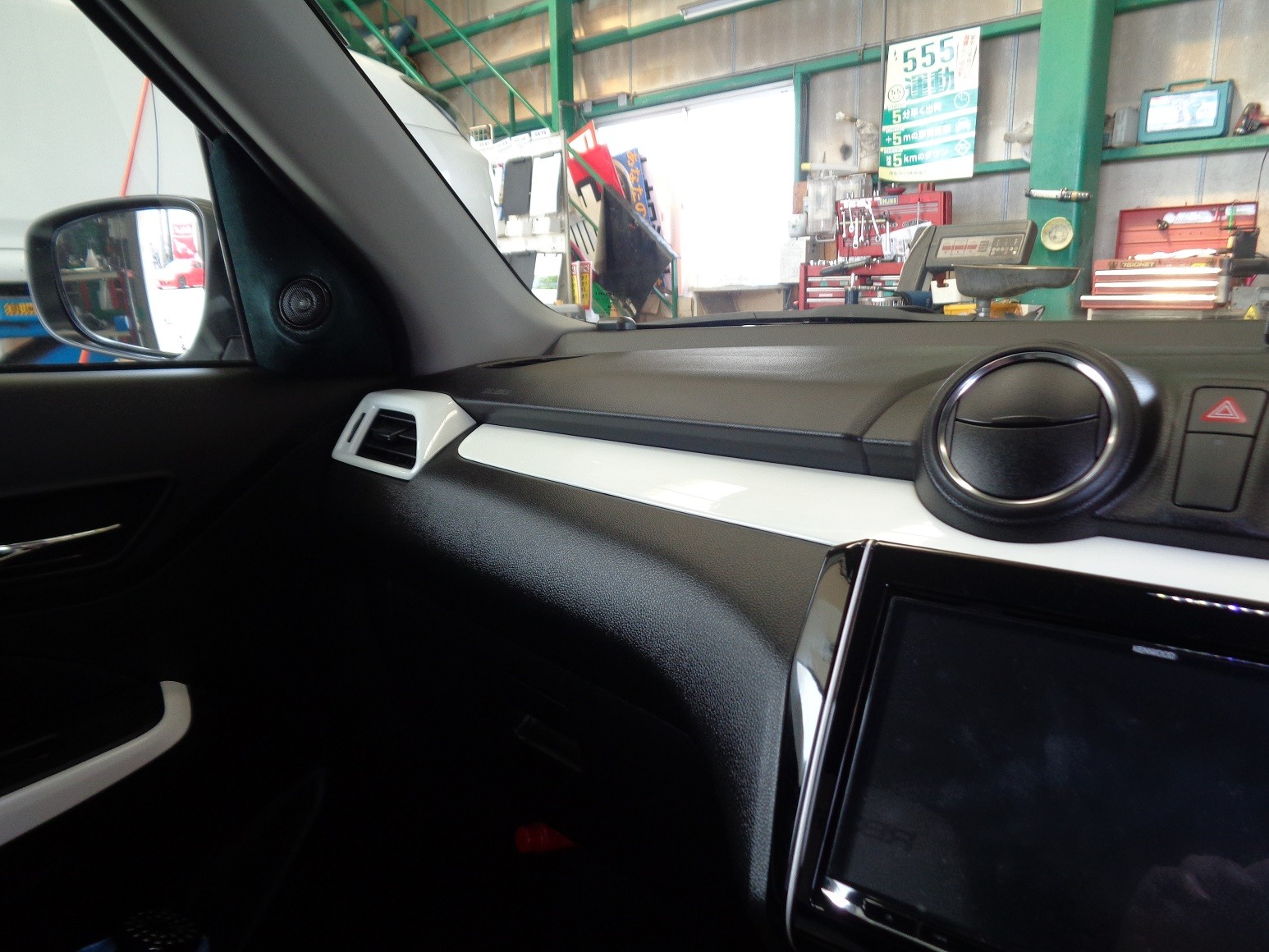 ZC33型スイフトスポーツ SWK製WRウィングで圧倒的な迫力に！ | 店舗おススメ情報 | タイヤ館 加古川中央（兵庫県）