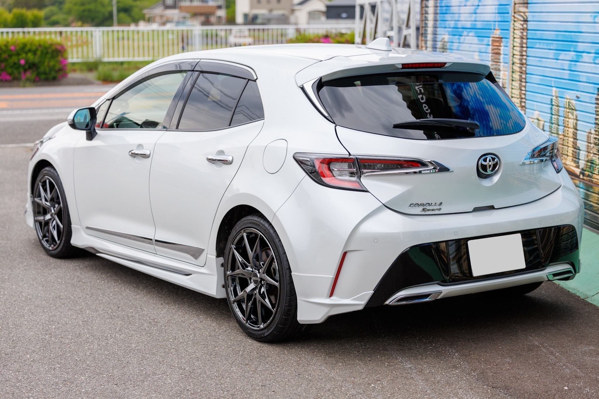 カローラスポーツ 【レイズ VV21 取付】 | 店舗おススメ情報 | タイヤ館 つくば谷田部（茨城県）