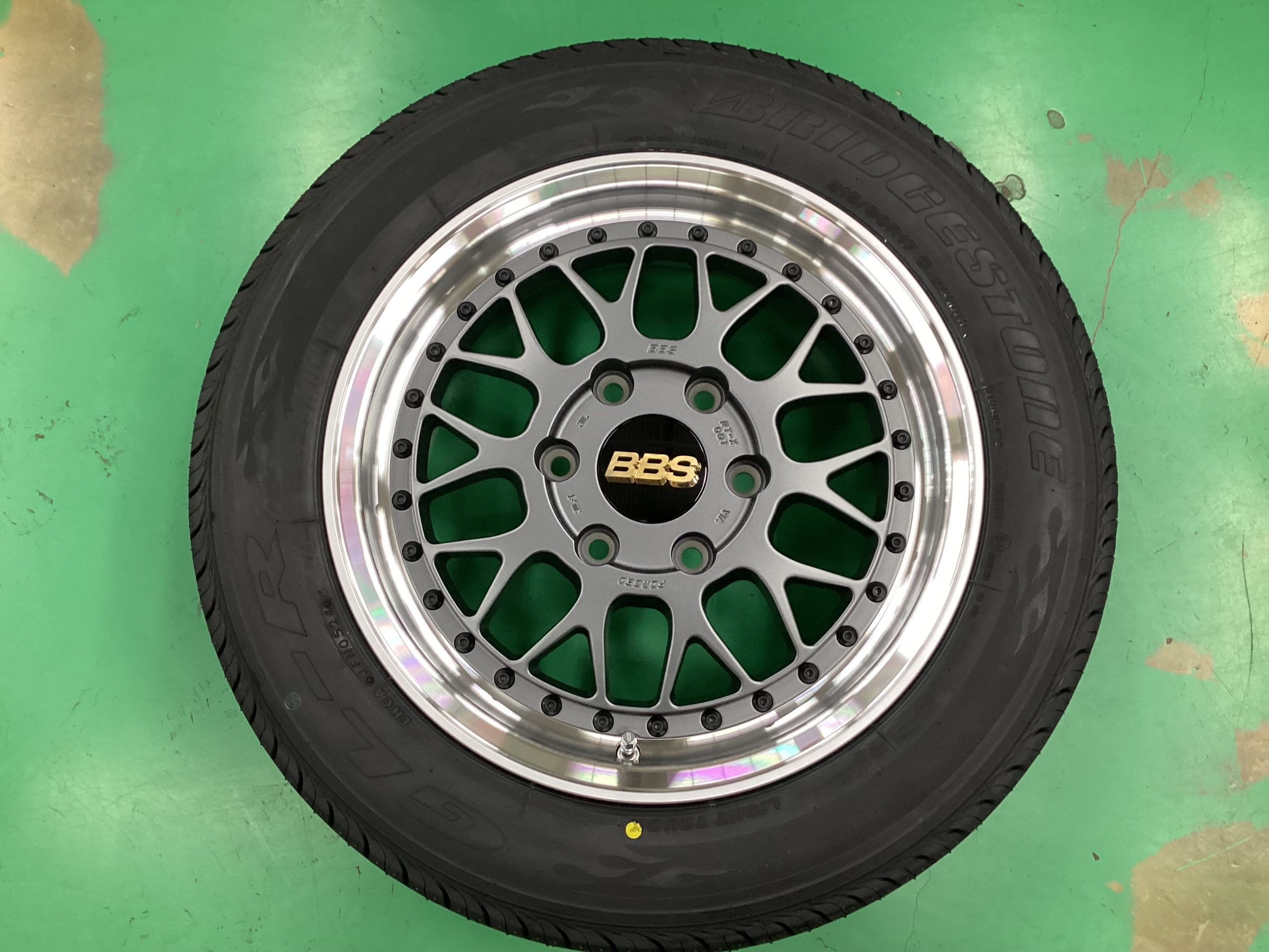 トヨタ ハイエース 新製品 BBS RT-X お取付け♪ | 店舗おススメ情報 | タイヤ館 足立（東京都）