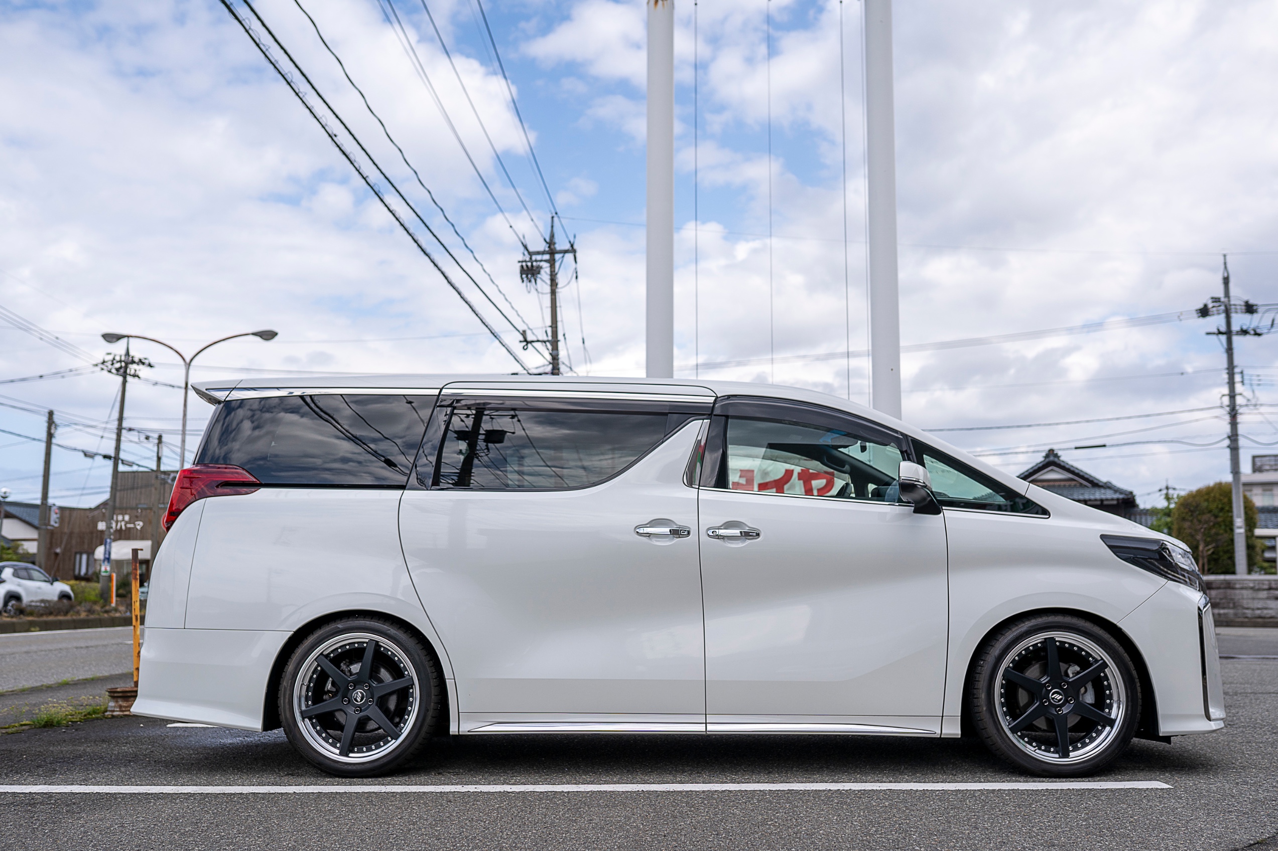 30アルファード に TEIN RX1 | 店舗おススメ情報 | タイヤ館 福井ｲﾝﾀｰ（福井県）