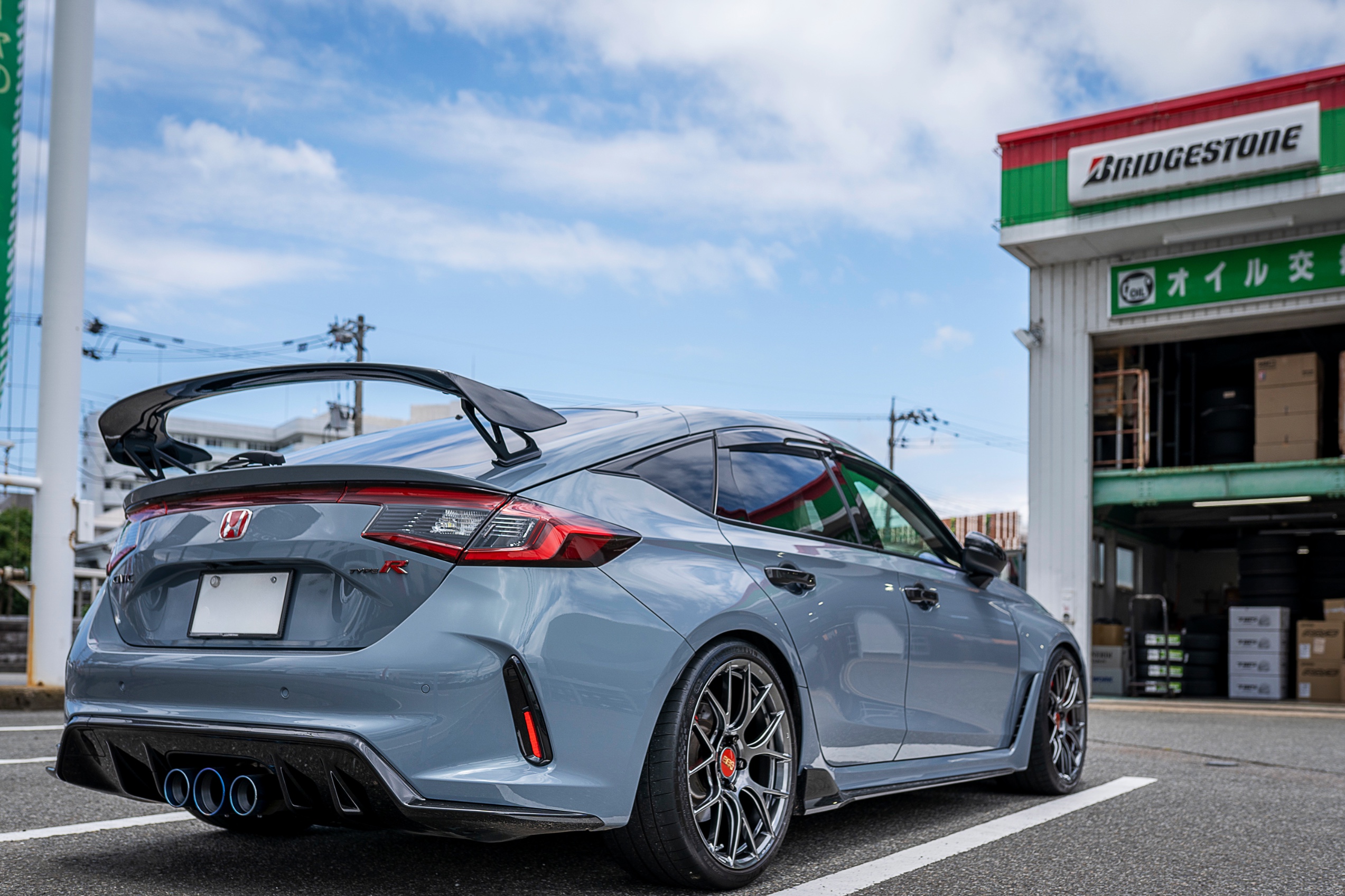 ホンダ シビックタイプR FL5に BBS Japan REーV7 Install | 店舗おススメ情報 | タイヤ館 福井ｲﾝﾀｰ（福井県）