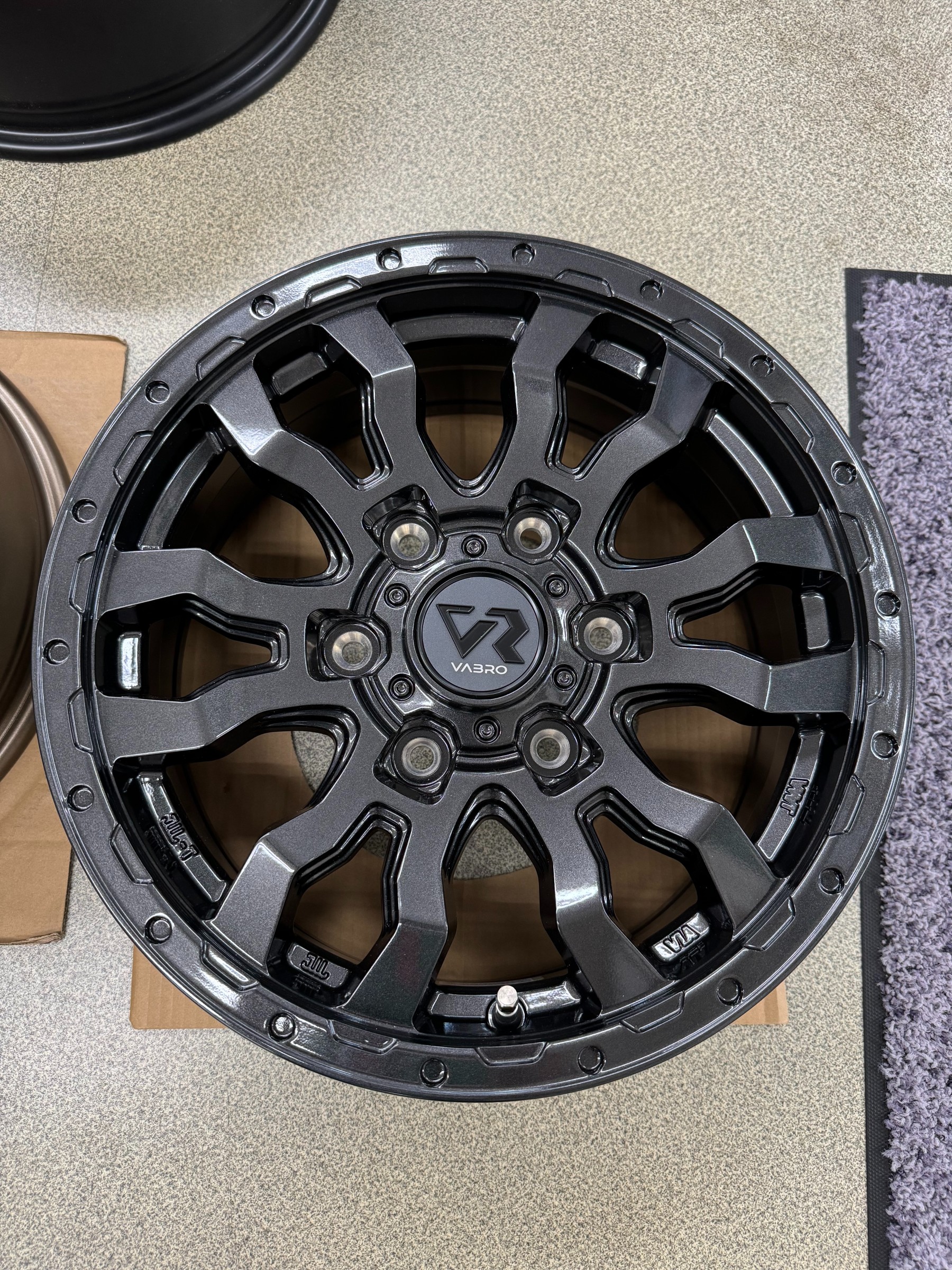 トピーホイール『ヴァブロ』デビュー！！ | 店舗おススメ情報 | タイヤ館 可児店（岐阜県）