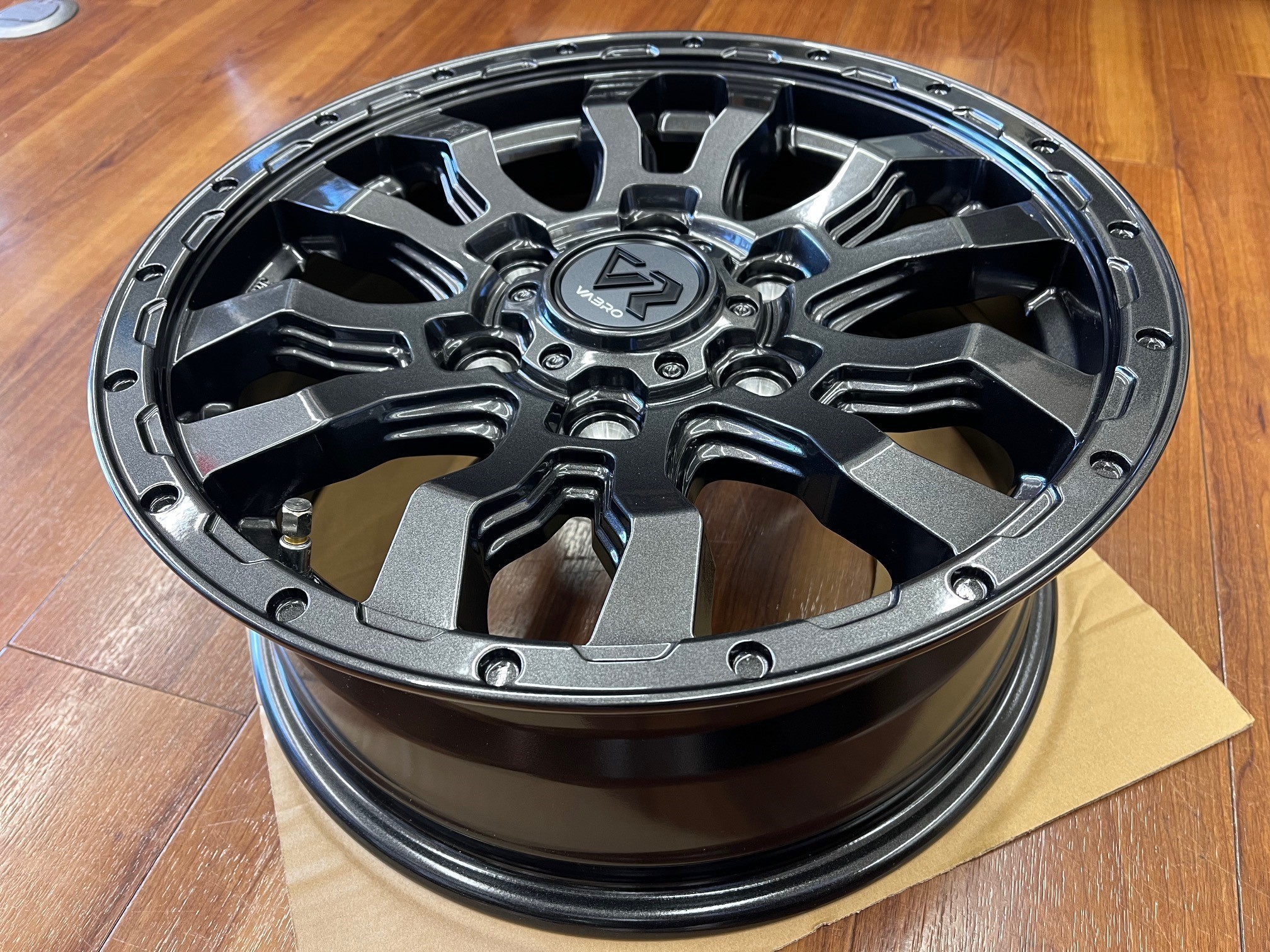 ホイール紹介☆彡 】TOPY VABRO " RR-01 " | 店舗おススメ情報 | タイヤ館 小牧（愛知県）