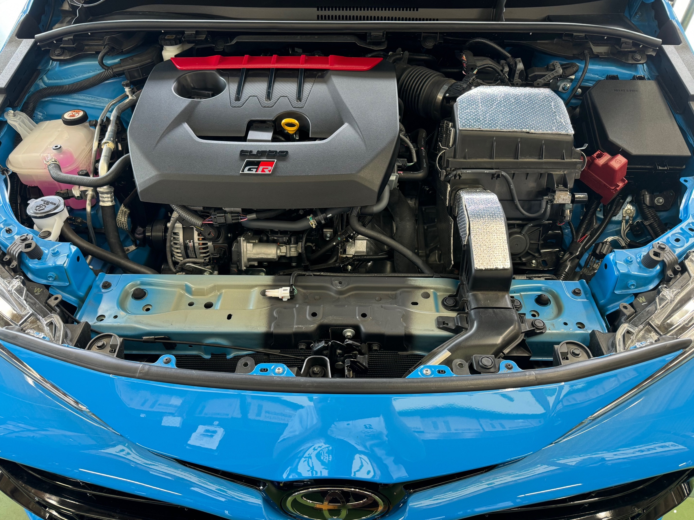 【トヨタ・GRカローラ・GZEA14H】 クーリング プレート取り付け | 店舗おススメ情報 | タイヤ館 うしく上柏田（茨城県）