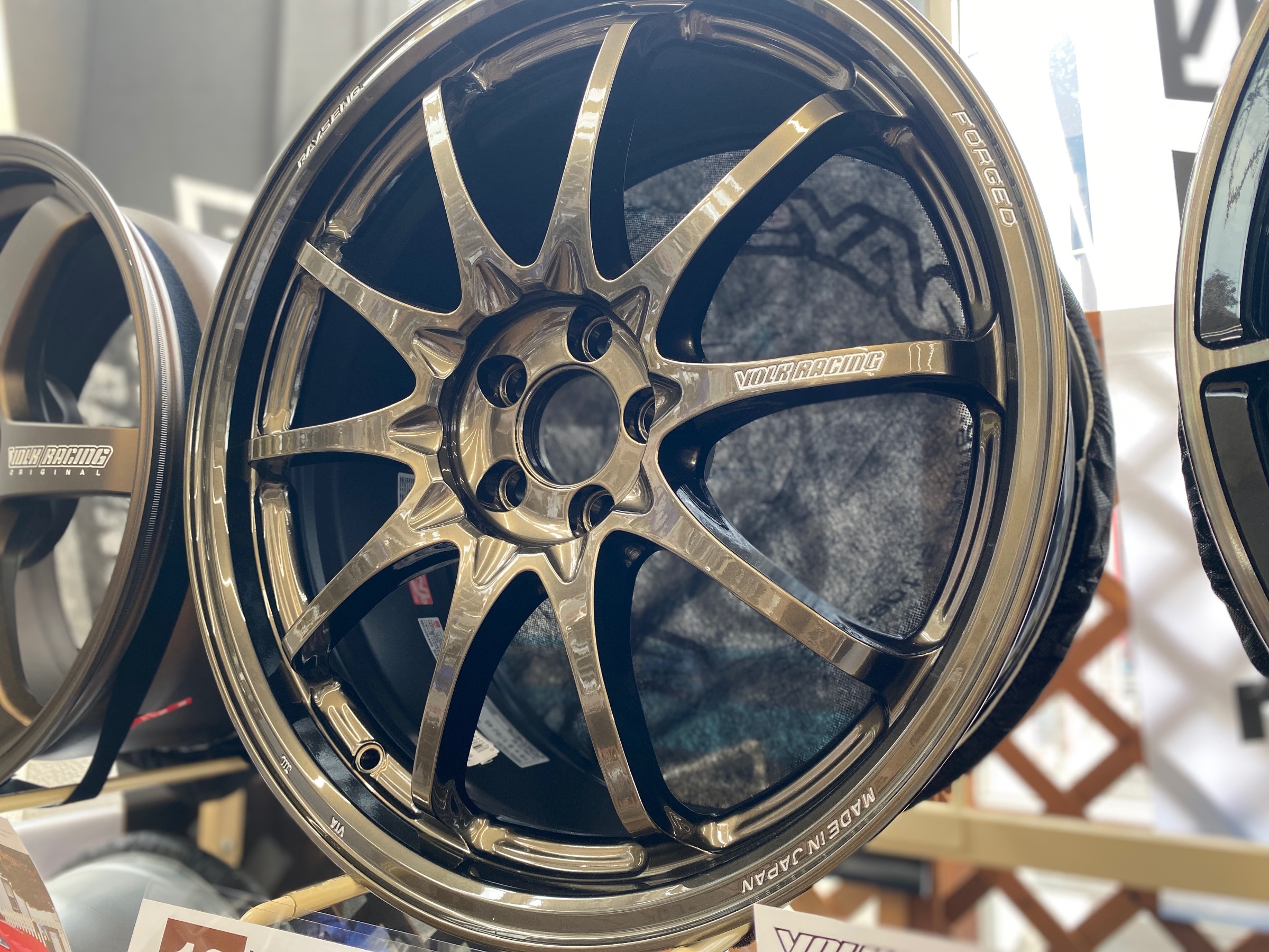 [在庫あります！]VOLK RACING CE28N-Plus 18インチ展示販売中！ | 店舗おススメ情報 | タイヤ館 中山（宮城県）
