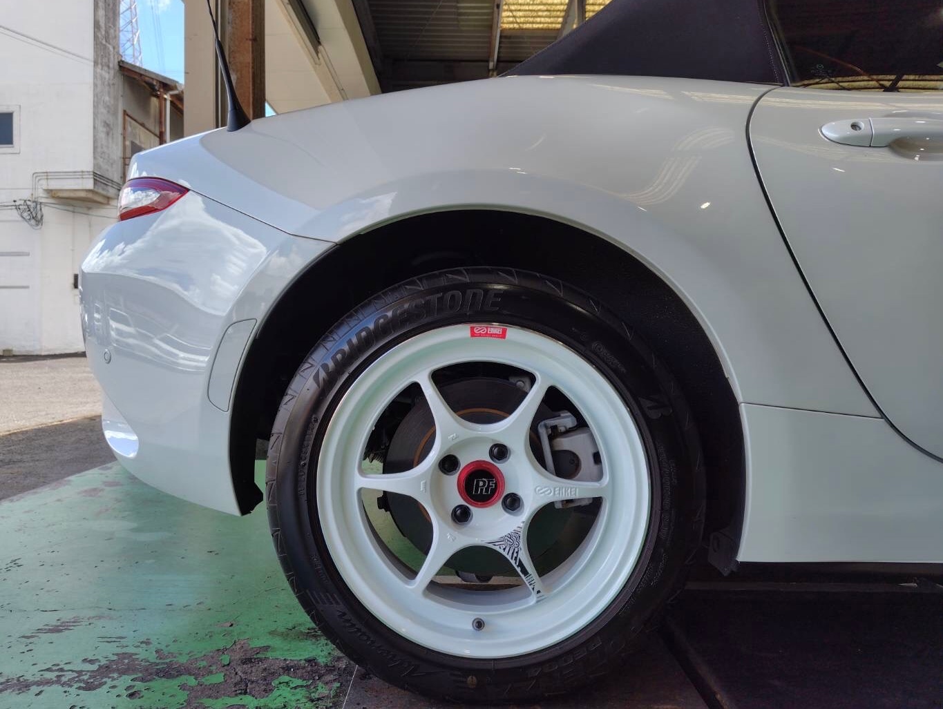 ロードスター ホイール ENKEI PF06 取付 | 店舗おススメ情報 | タイヤ館 佐世保（長崎県）