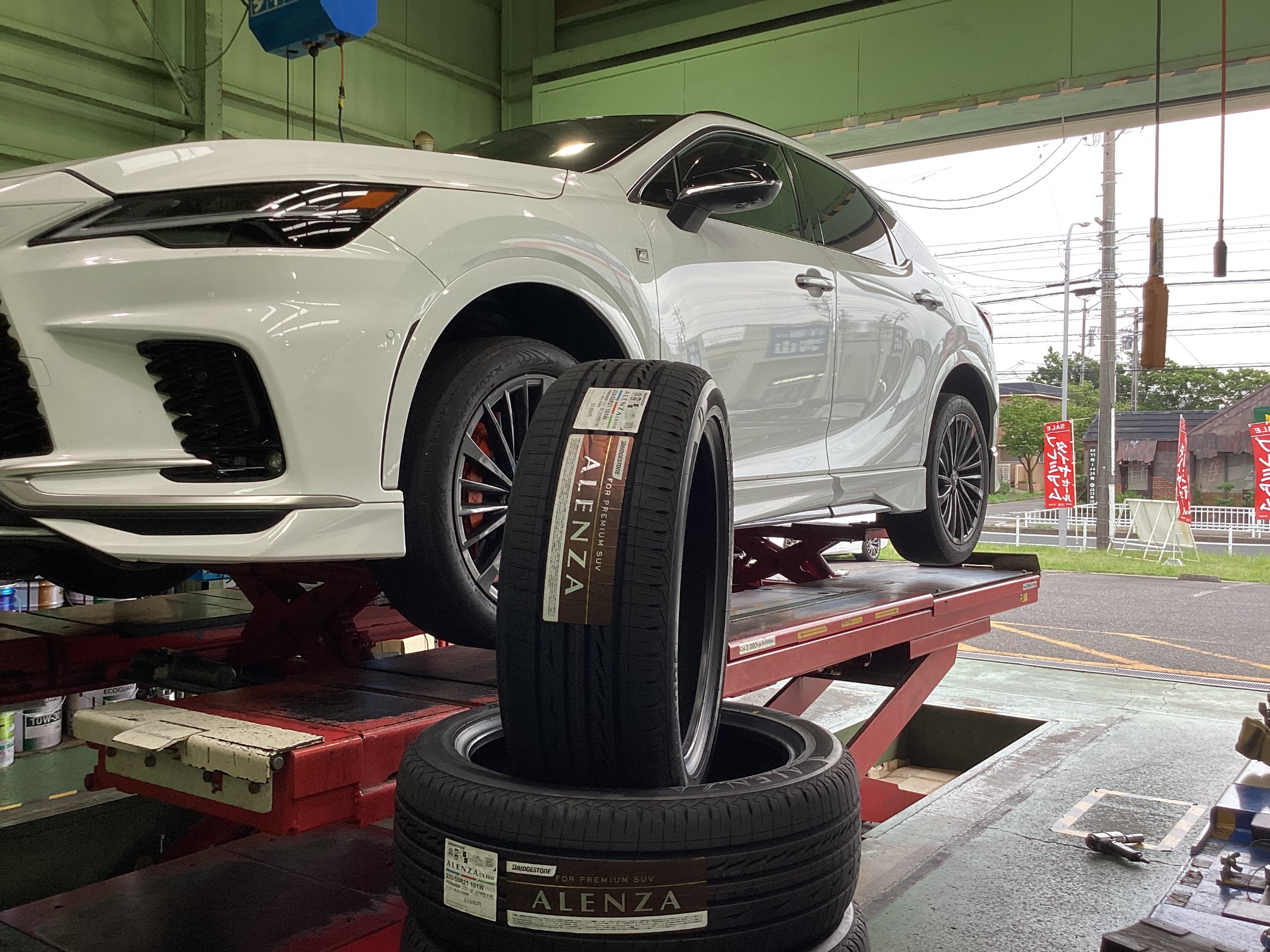 レクサス RX ALENZA LX100 タイヤ交換！！！ | 店舗おススメ情報 | タイヤ館 みどり（愛知県）