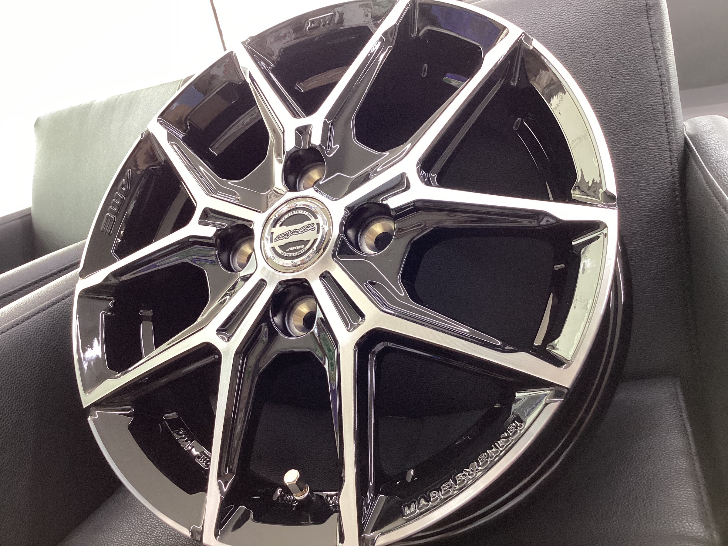 【お知らせ】アルミホイール新商品情報 『SMACK +EK M1』 | 店舗おススメ情報 | タイヤ館 梅坪（愛知県）