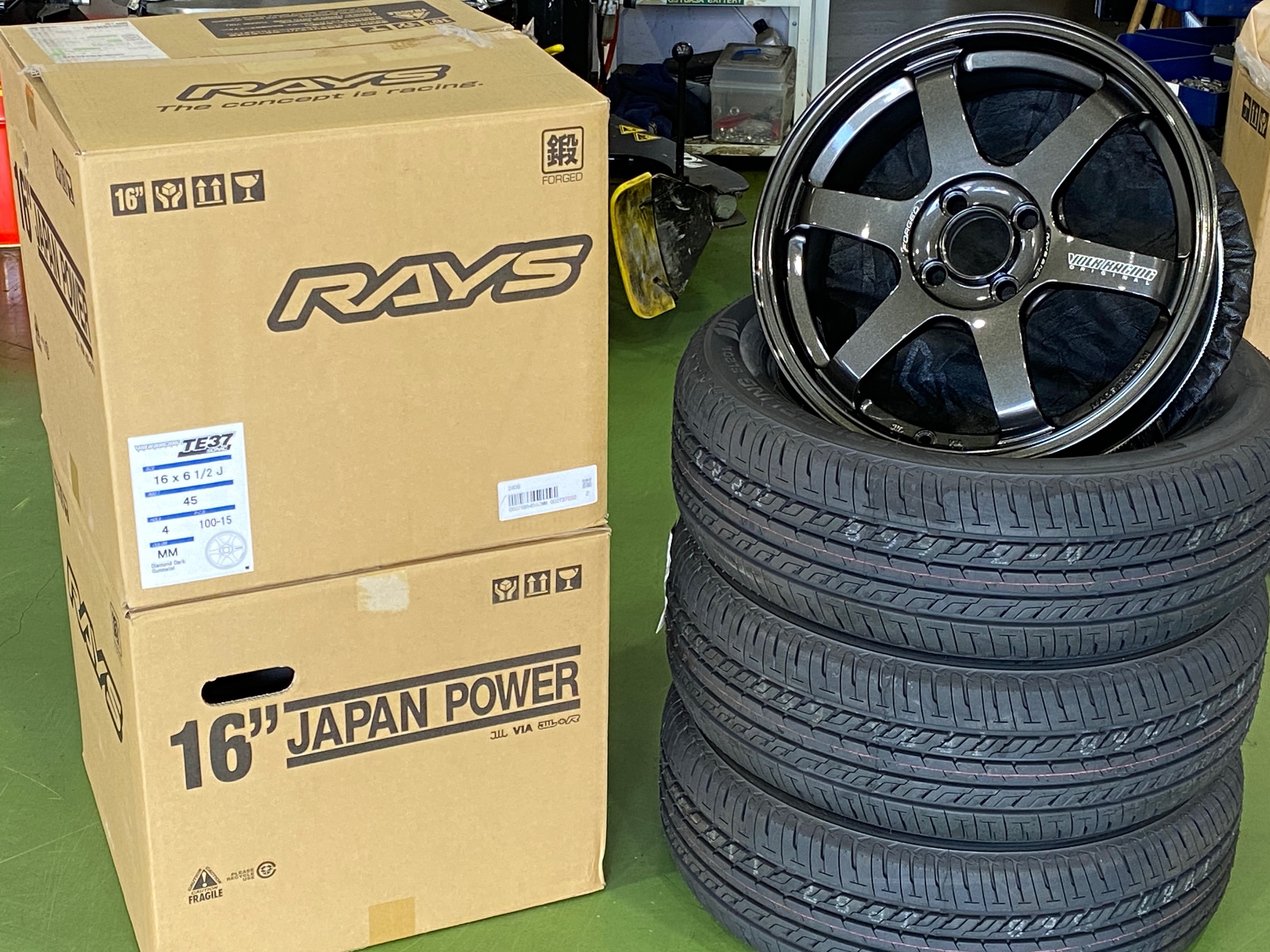 ノート NISMO VOLK RACING TE37 SONIC 装着！ | 店舗おススメ情報 | タイヤ館 中山（宮城県）