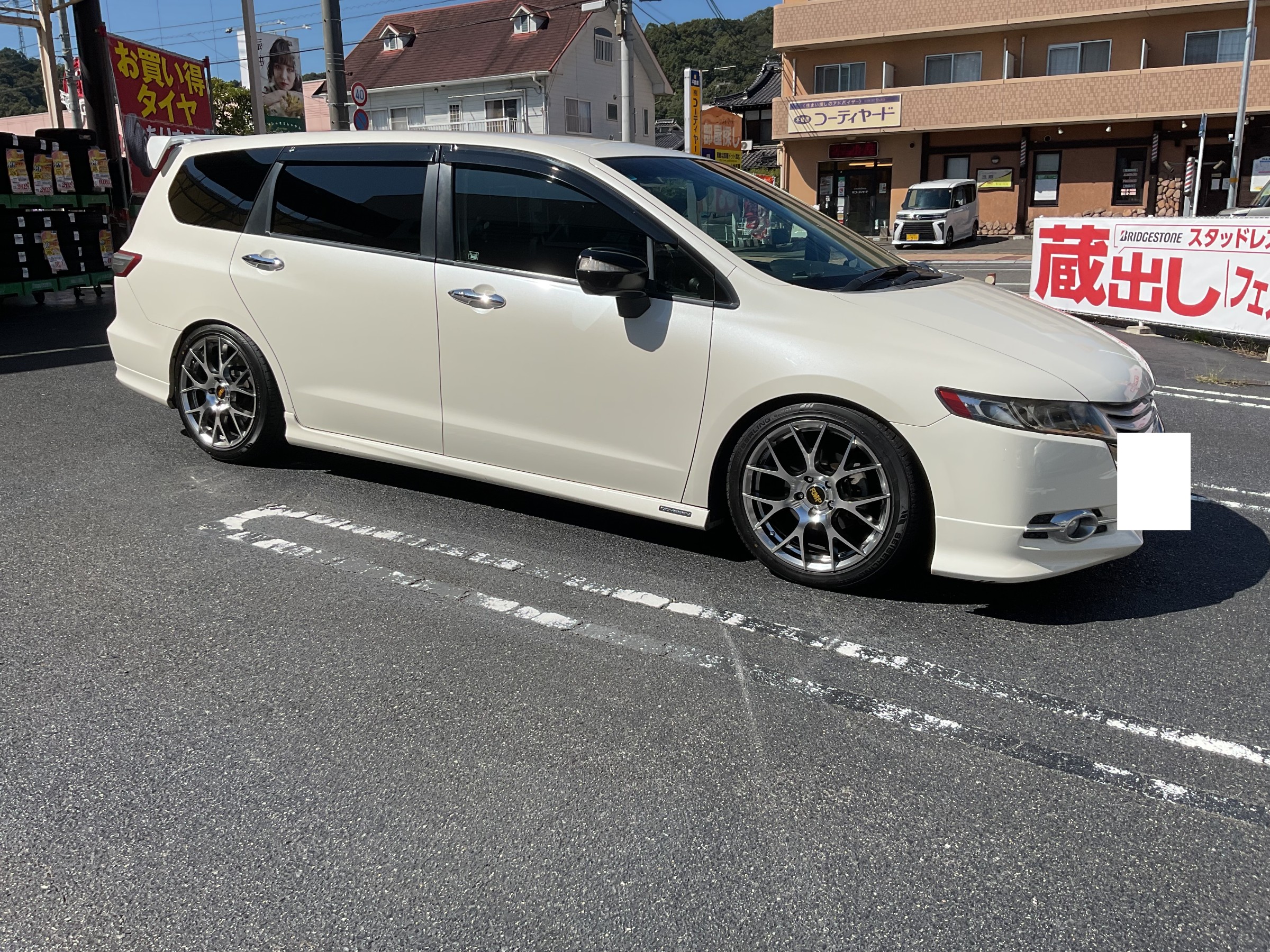 ホンダ オデッセイ RMP027F 18インチ 取付！！ | 店舗おススメ情報 | タイヤ館 三原（広島県）