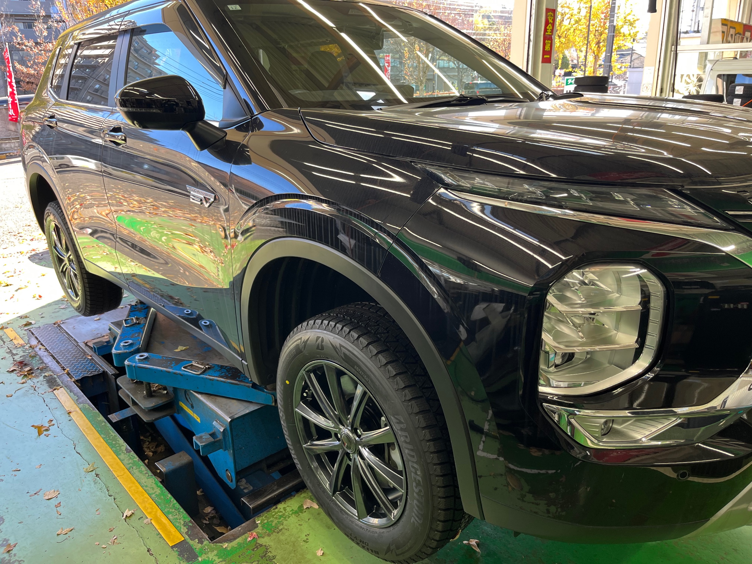 ★SUV車にはBLIZZAK DMV3 です★ | 店舗おススメ情報 | タイヤ館 稲城（東京都）