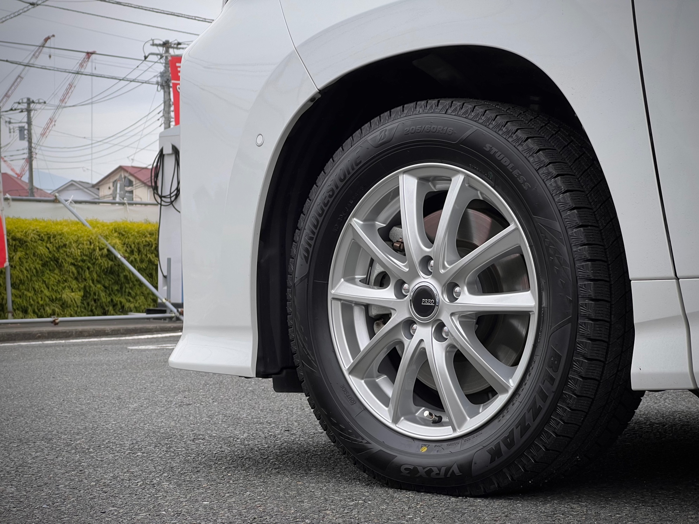 TOYOTA NOAH・BLIZZAK VRX3 装着事例 | 店舗おススメ情報 | タイヤ館 綾瀬（神奈川県）