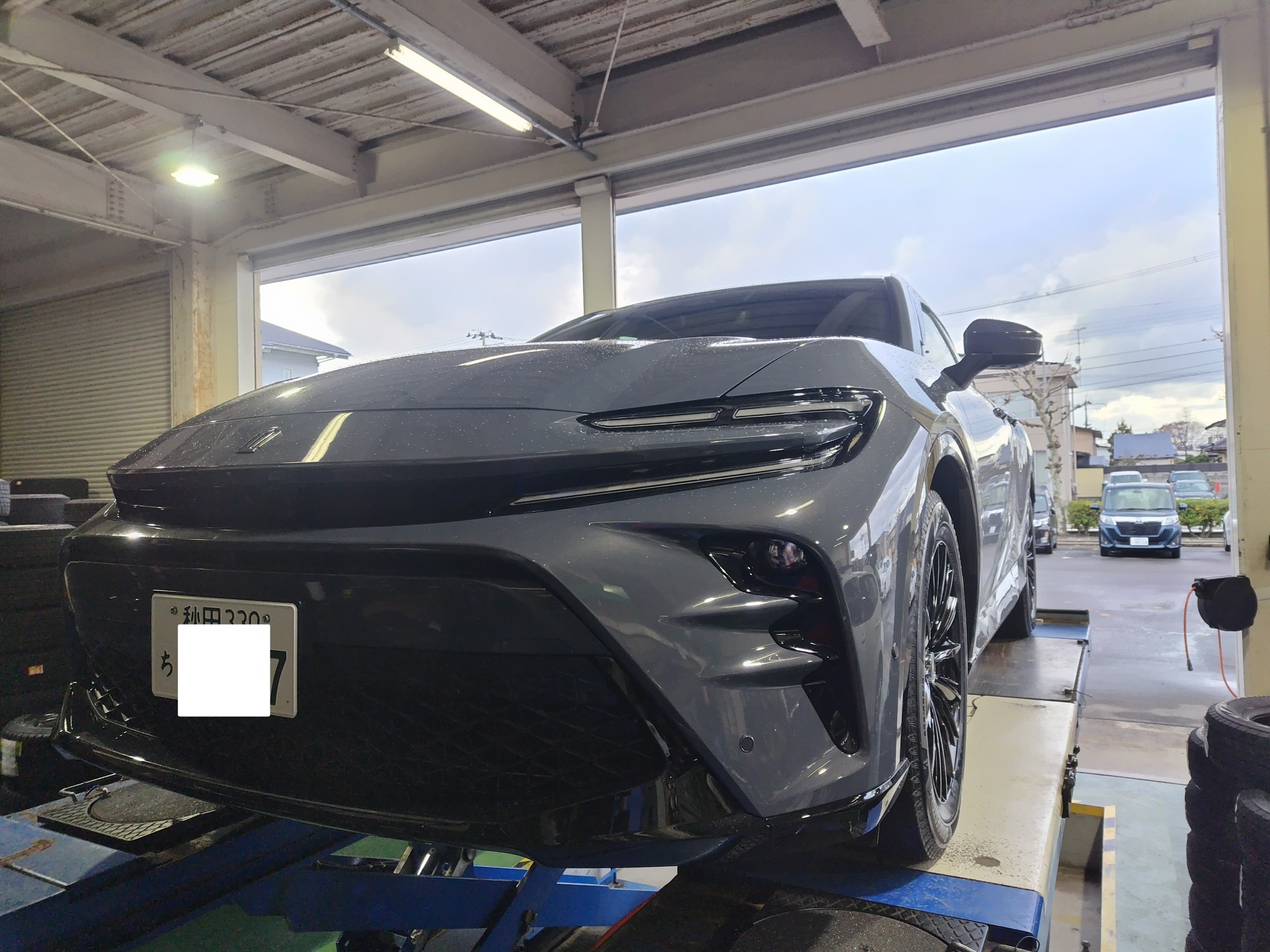 クラウンにRAYS RS VOUGE装着！ | 店舗おススメ情報 | タイヤ館 秋田（秋田県）