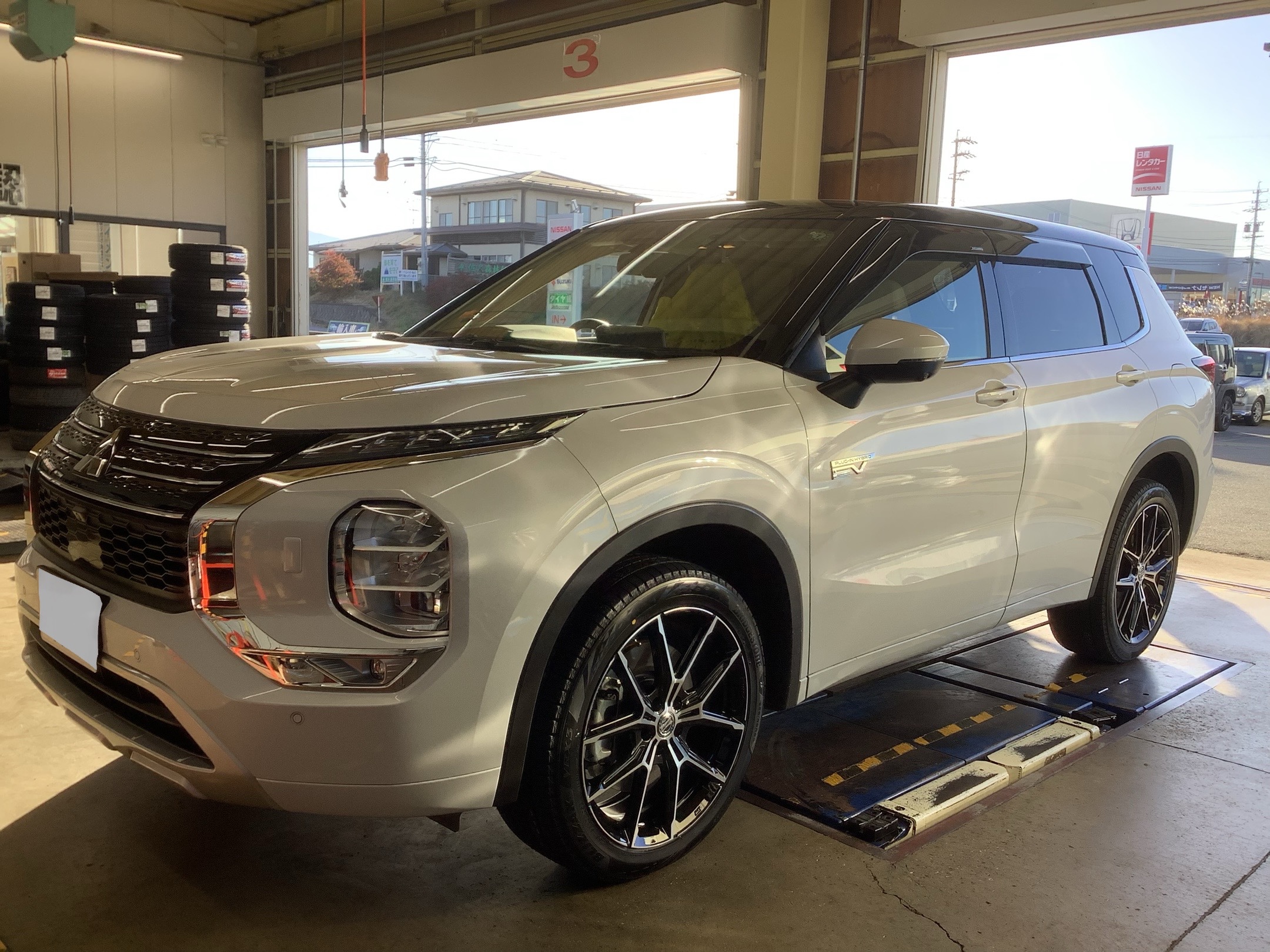 アウトランダーPHEV×VRX3×スマック+EK M-1 | 店舗おススメ情報 | タイヤ館 小諸（長野県）