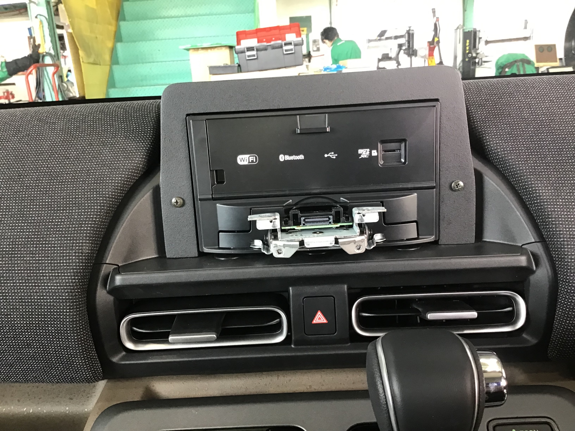 GTフリードに2Dナビ取り付け！ | 店舗おススメ情報 | タイヤ館 高知（高知県）